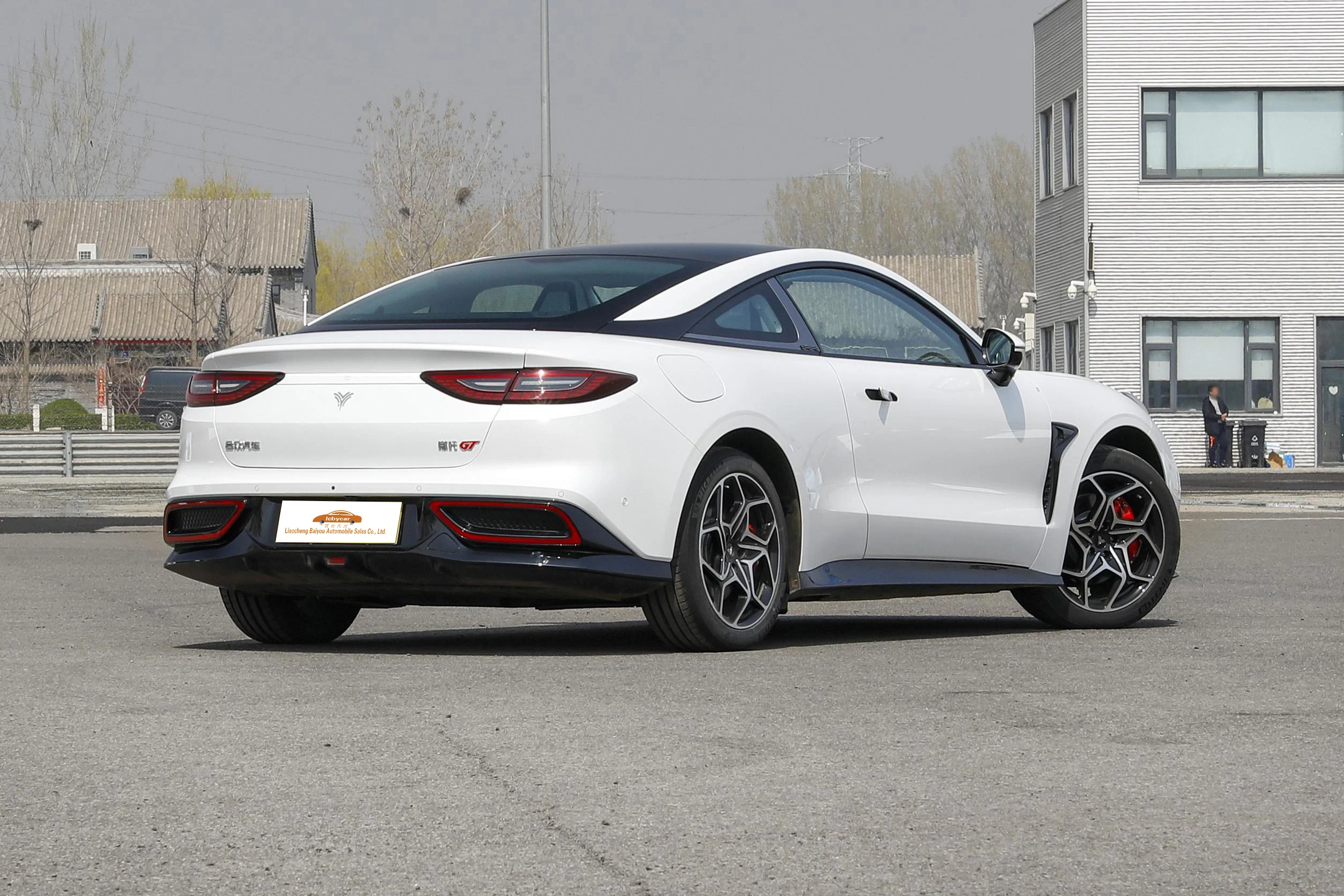 High Performance 4wd Electric Sports Car 2023 Nezha Neta Gt 2-door 4 ...