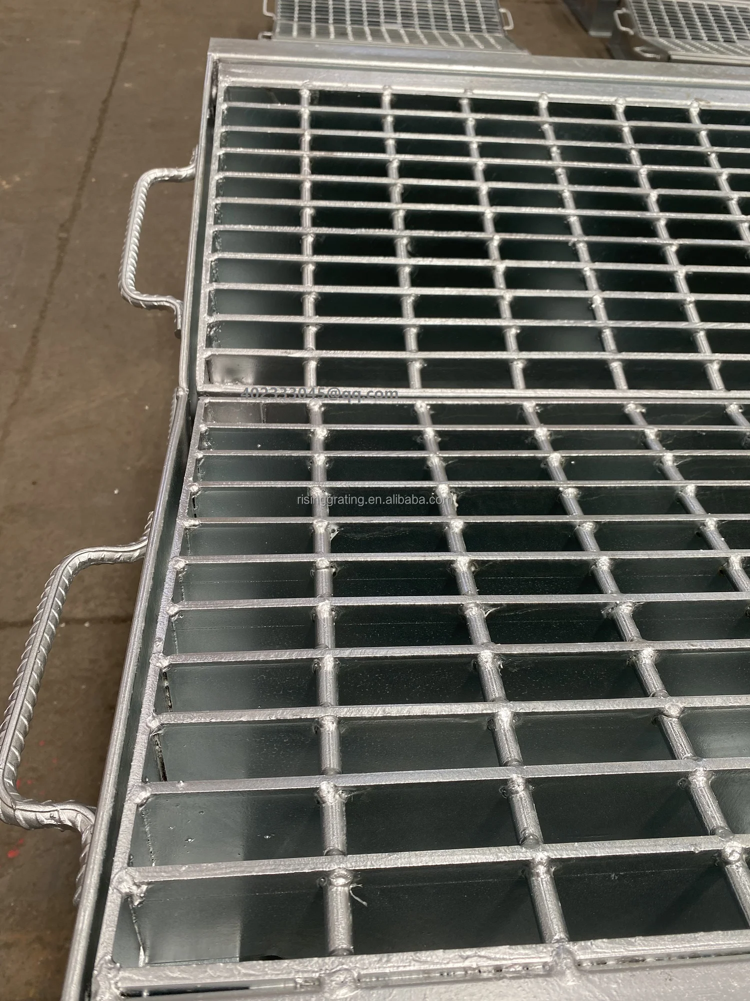 Galvanised Roll Kerb Entry Skirted V Grate And Frame - Buy V Grate ...