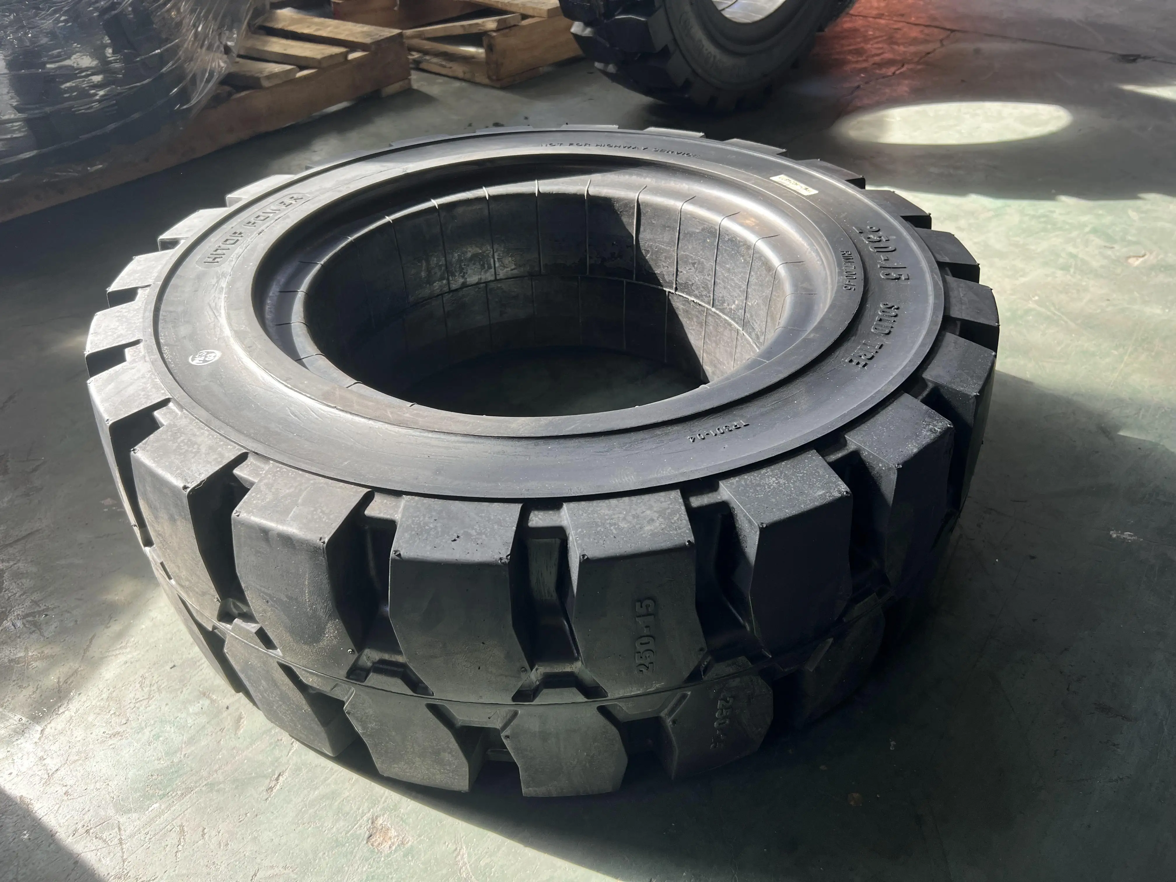 Forklift Tire Manufacturers Spare 0arts For Forklift 6.50-10 28x9-15 ...