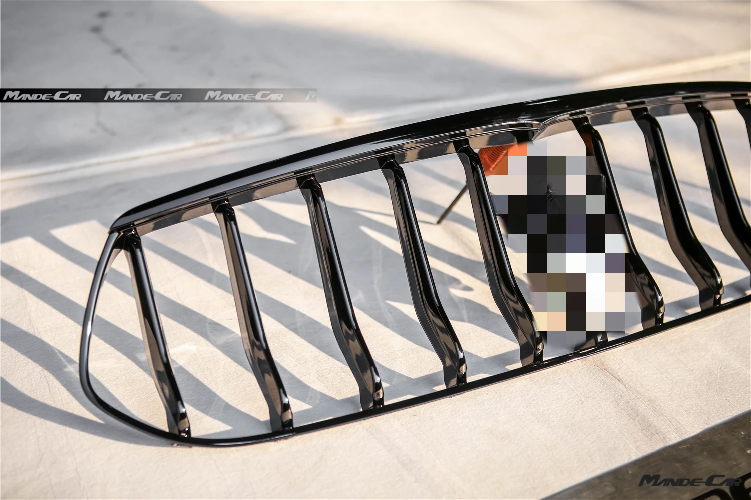 Oem 673007000 Front Grills With Emblem For Maserat Quattroporte Black ...