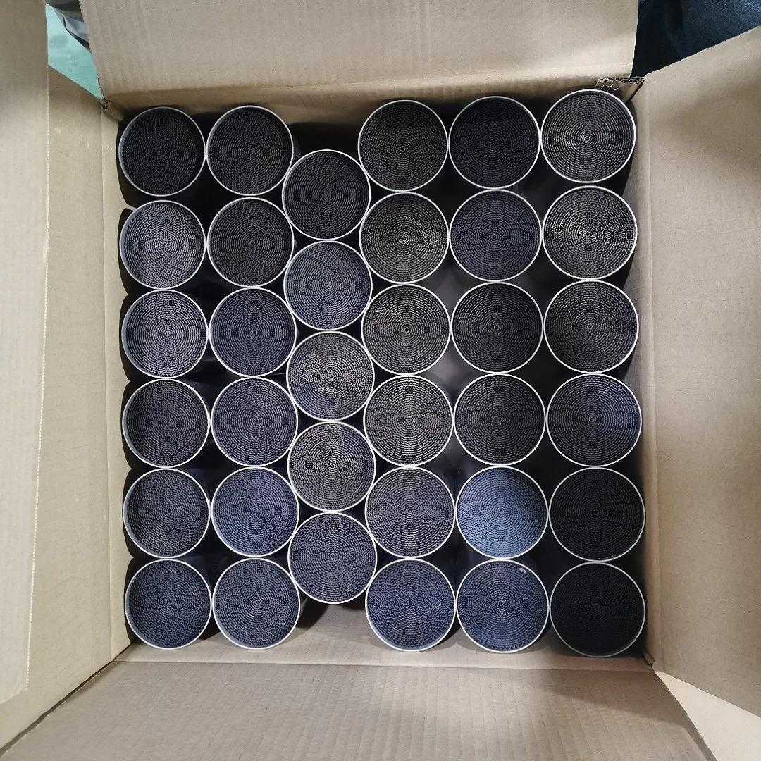 Euro5 High Performance Honeycomb Metal Substrate Three Way Catalyst ...