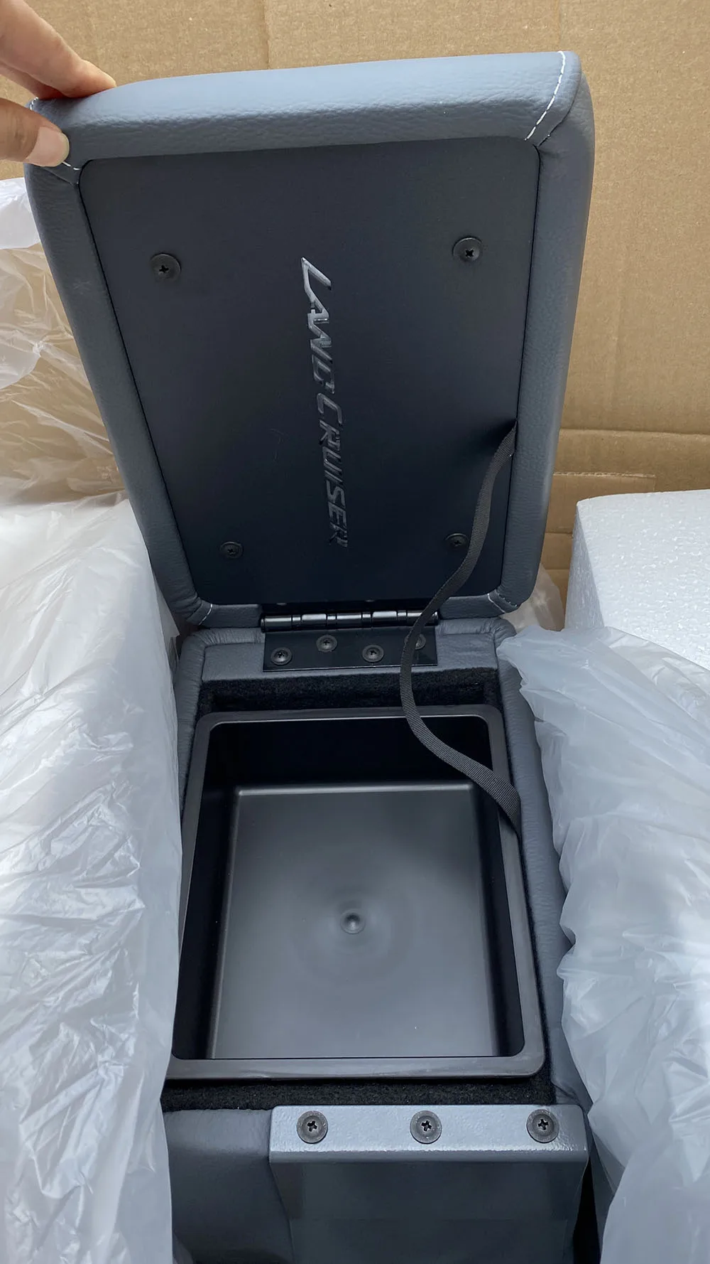 Lc79 Full Length Centre Console Amrest Storage For Toyota Land Cruiser ...