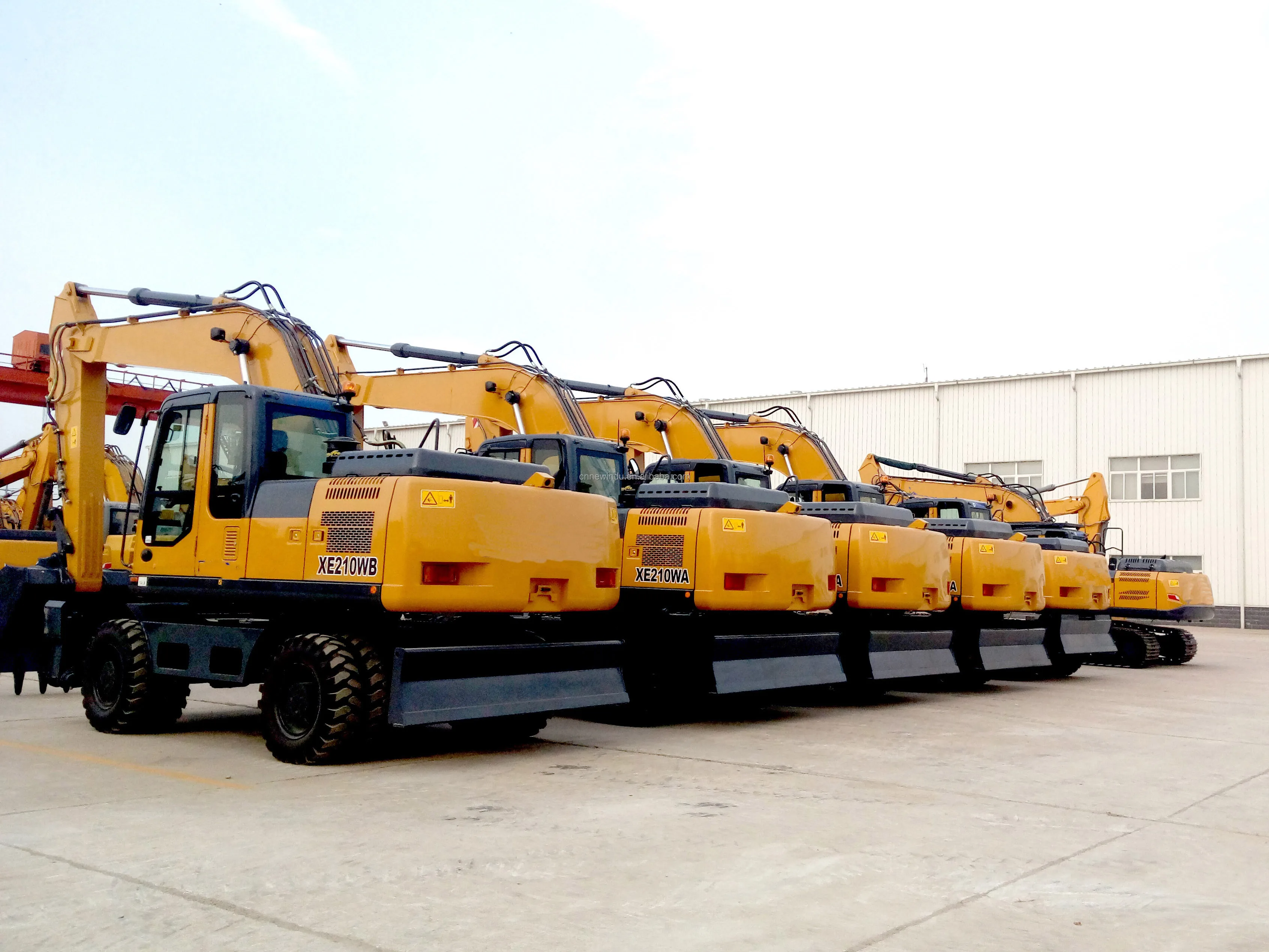 21 Ton Hydraulic Digger Excavator XE215D - High Efficiency