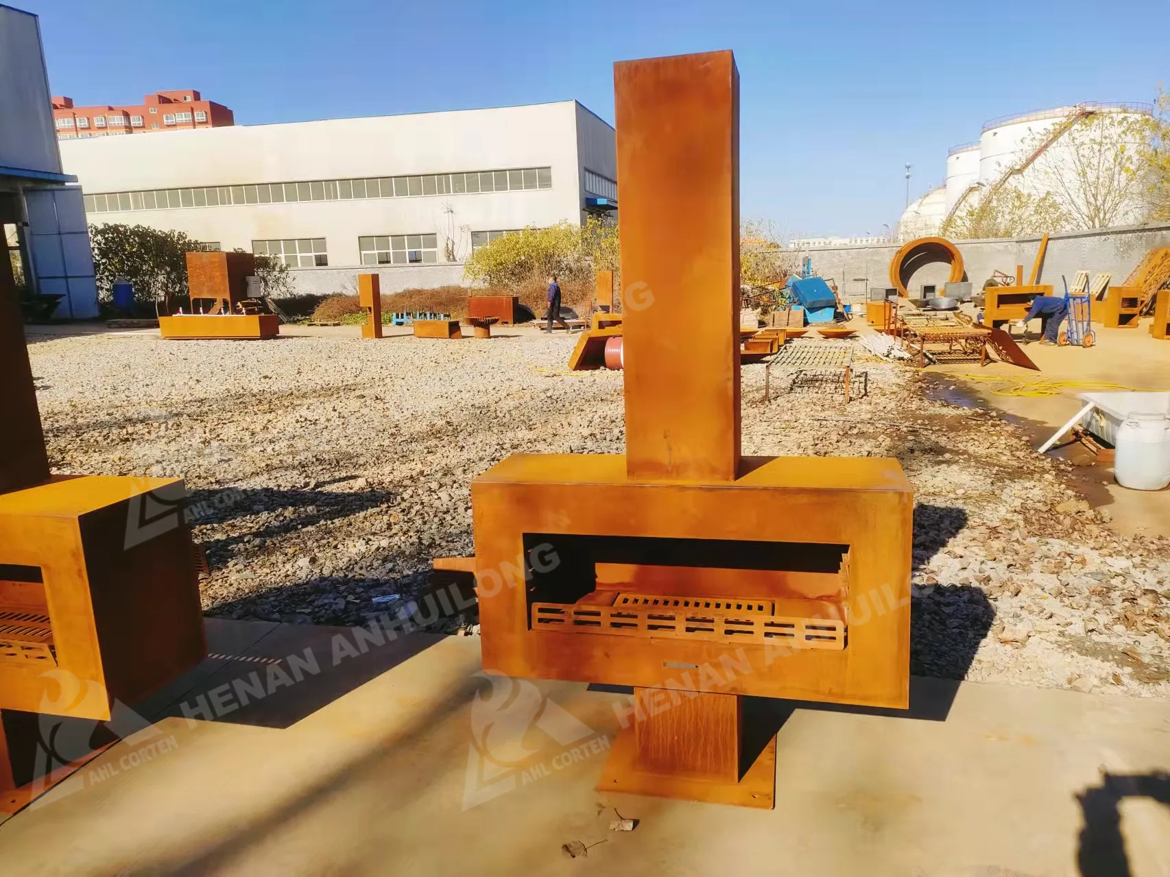 Outdoor Corten Steel Wood Fireplace with Chimney - Eco-friendly