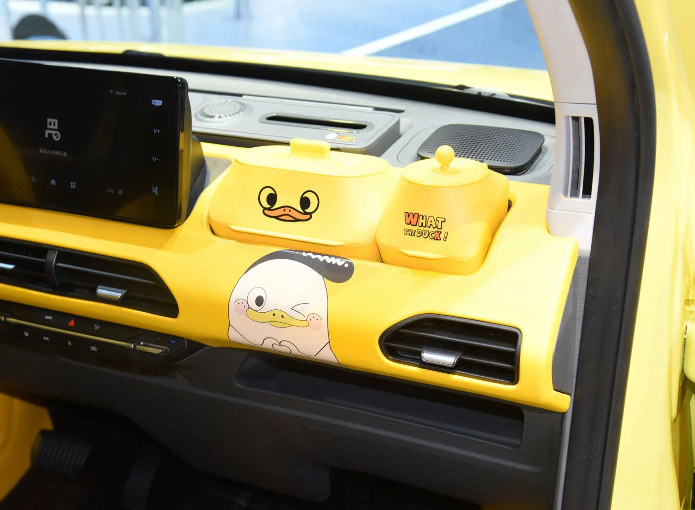 Electric Car Geely Panda Mini 2023 Ev Car 120km Cute New Geometry Geome ...