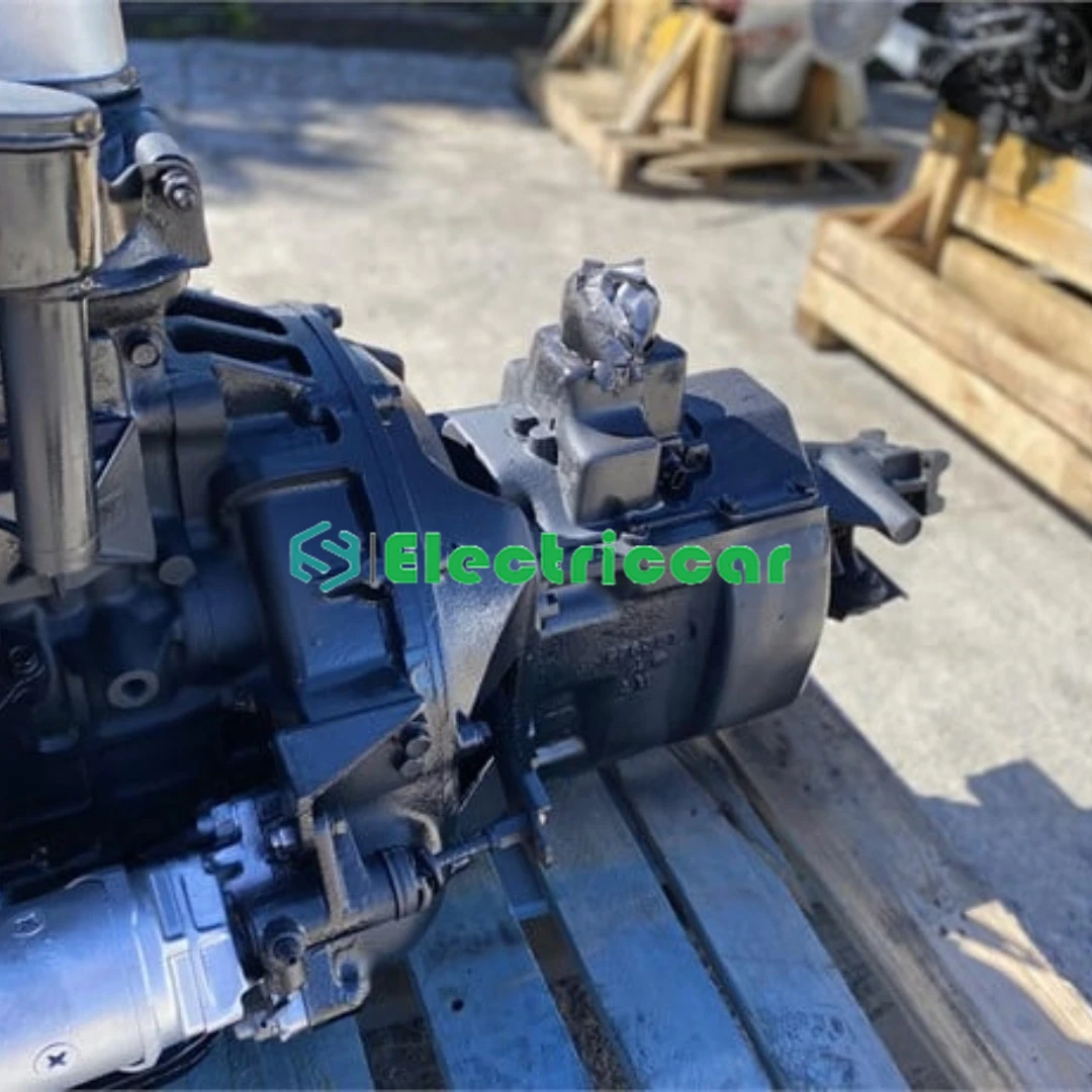 GOOD USED Isuzu 4BD1A Diesel Engine for Sale with Transmission