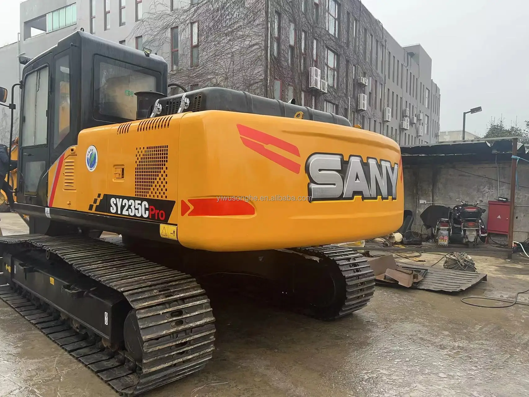 23.5 Ton China Excavator Sany Sy235 215c Second Hand Factory Digger ...