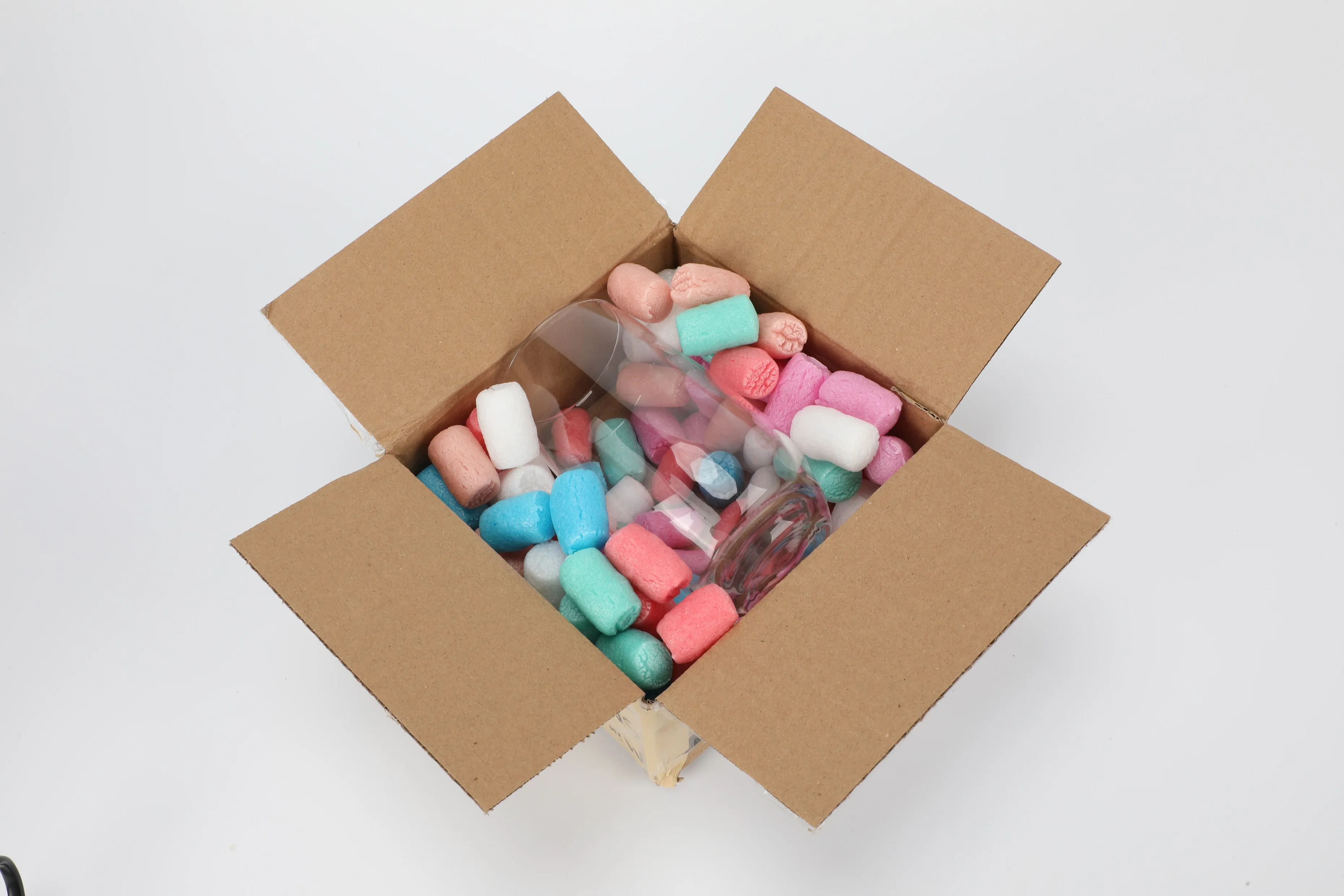 Corn Starch Biodegradable Shipping Peanuts Customized Pink Packing ...