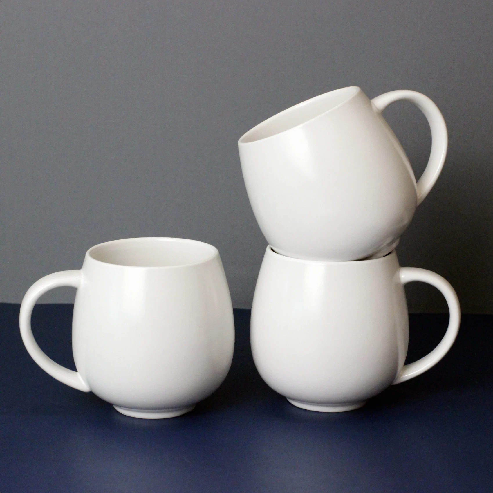White Egg Shape Mug Ceramic Coffee Round Mug Porcelain Cup