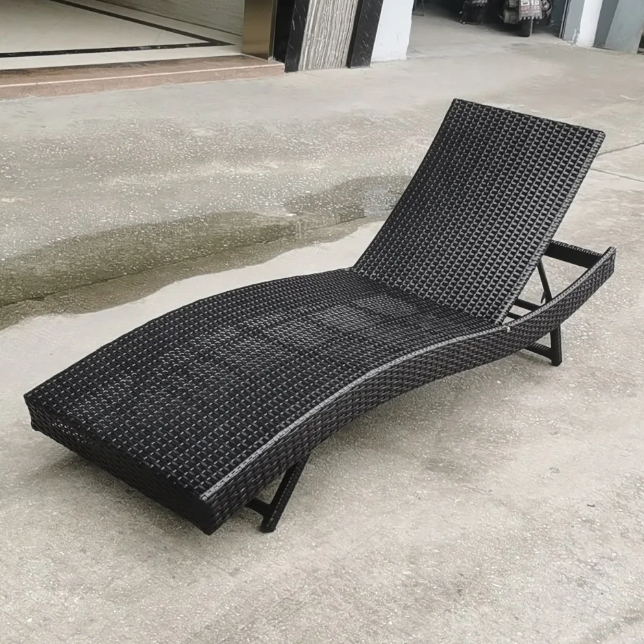 Rattan Beach Chair - Outdoor Loungers for Garden & Pool