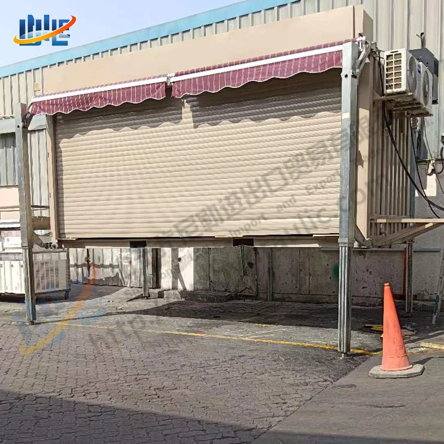 Unloading Shipping Container Jacks