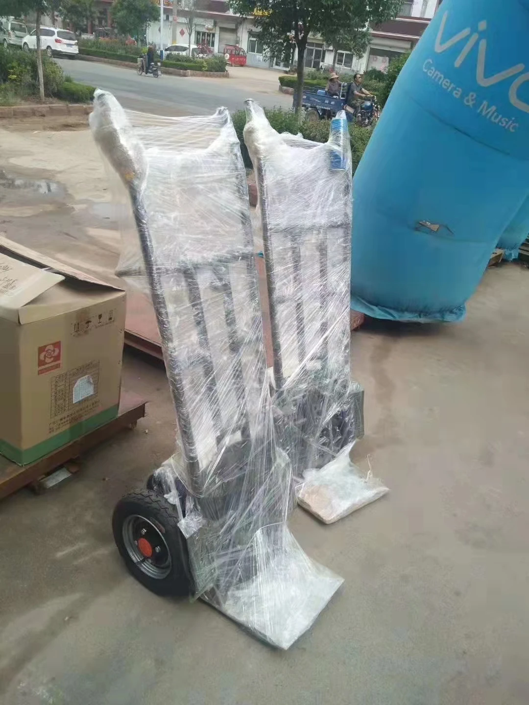 JNDO Electric Hand Trolley - 600 Kg Capacity & 8-10 H Work Time