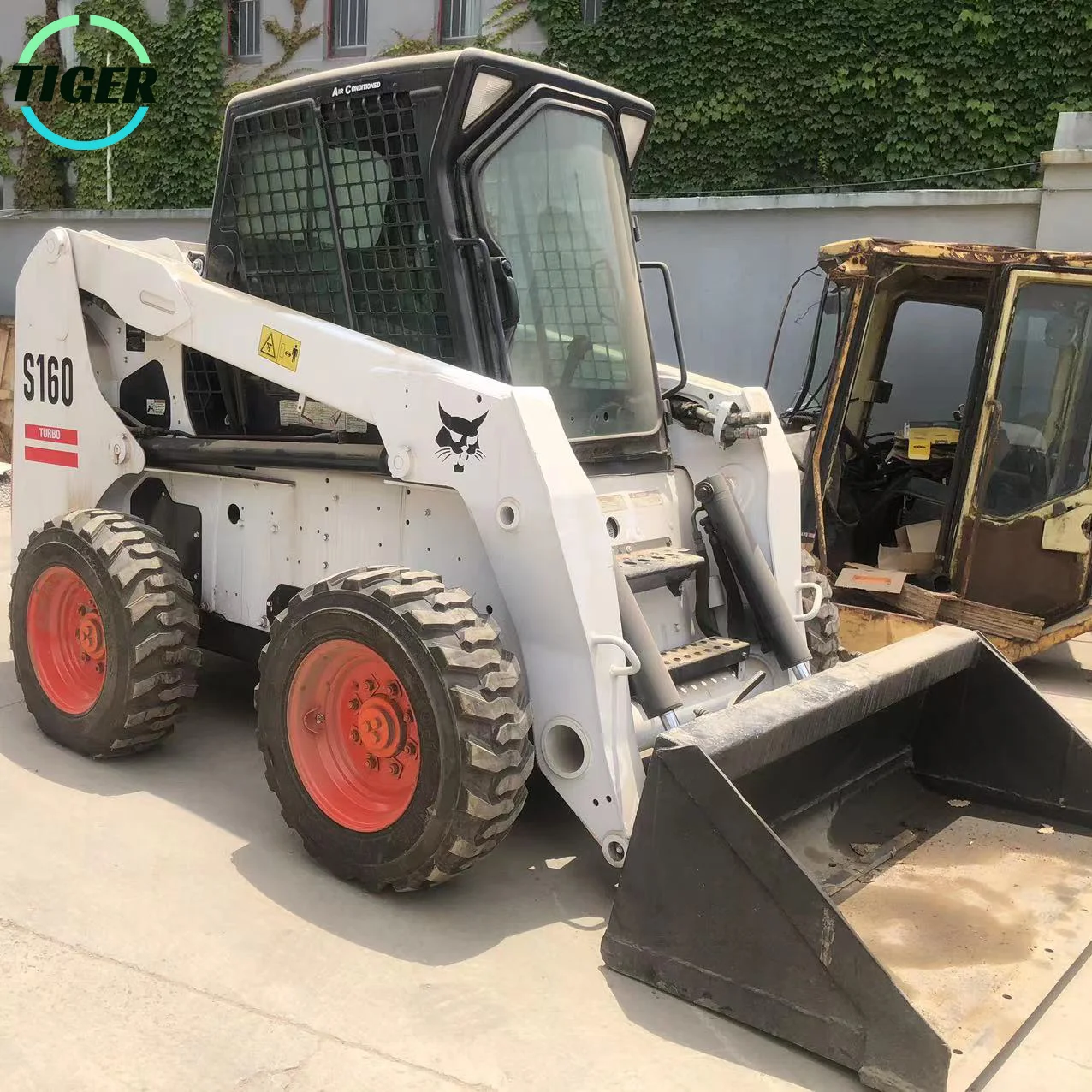 Used Bobcat Skid Steer Loader Bobcat S160 Skid Steer Loaders Used ...