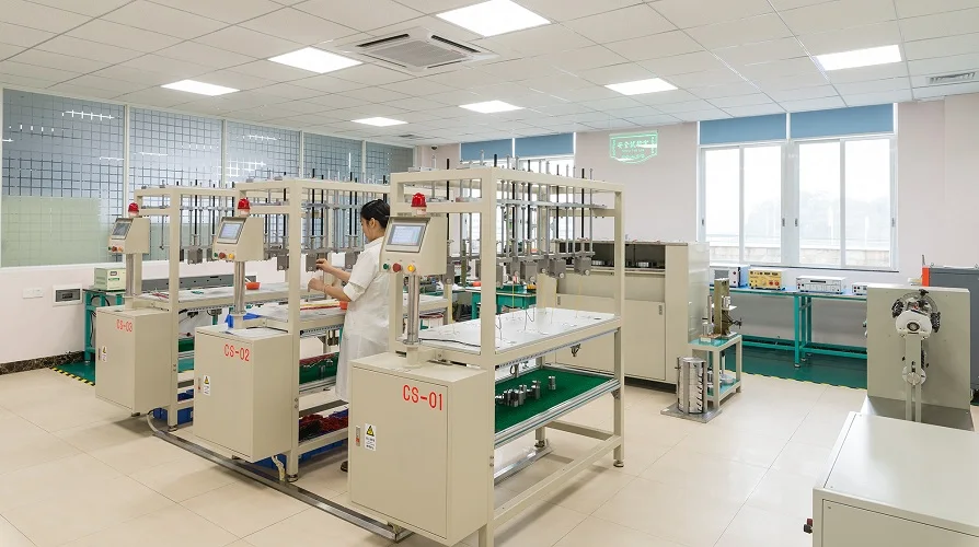 BELEKS 3-Way SMD Terminal Block 4mm Pitch 300V PA46 V0 Nylon Housing ...