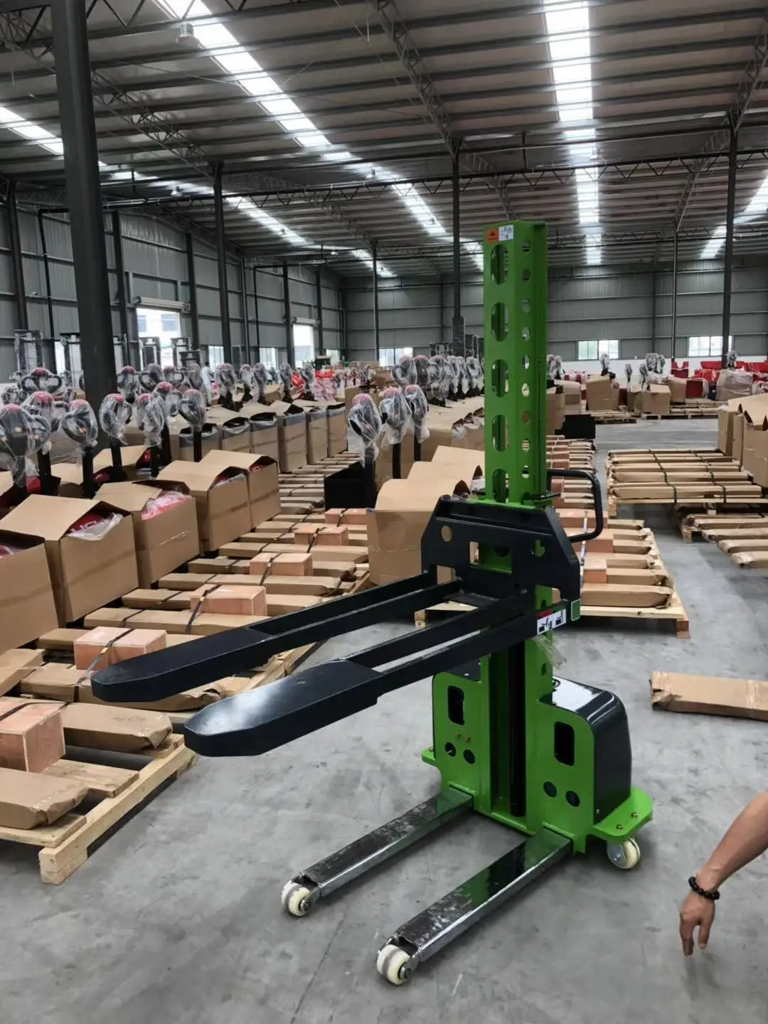 300kg 500kg 1000kg Sel Load Stacker| Alibaba.com