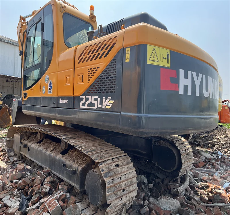 Negotiable Price Used R225 Hyundai 225lc 220-9 Excavators.hyundai 225lc ...