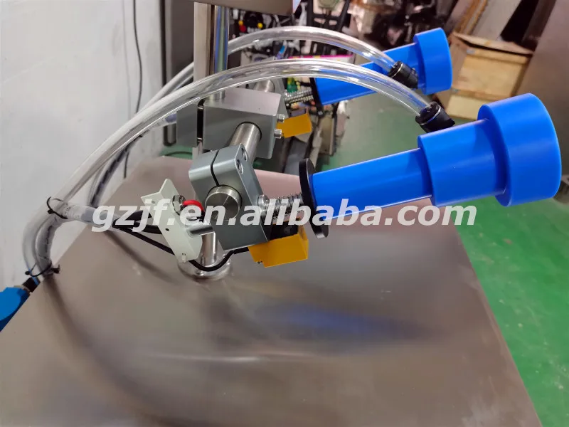 Semi Automatic Ionized Air Rinser - Efficient Bottle Cleaning