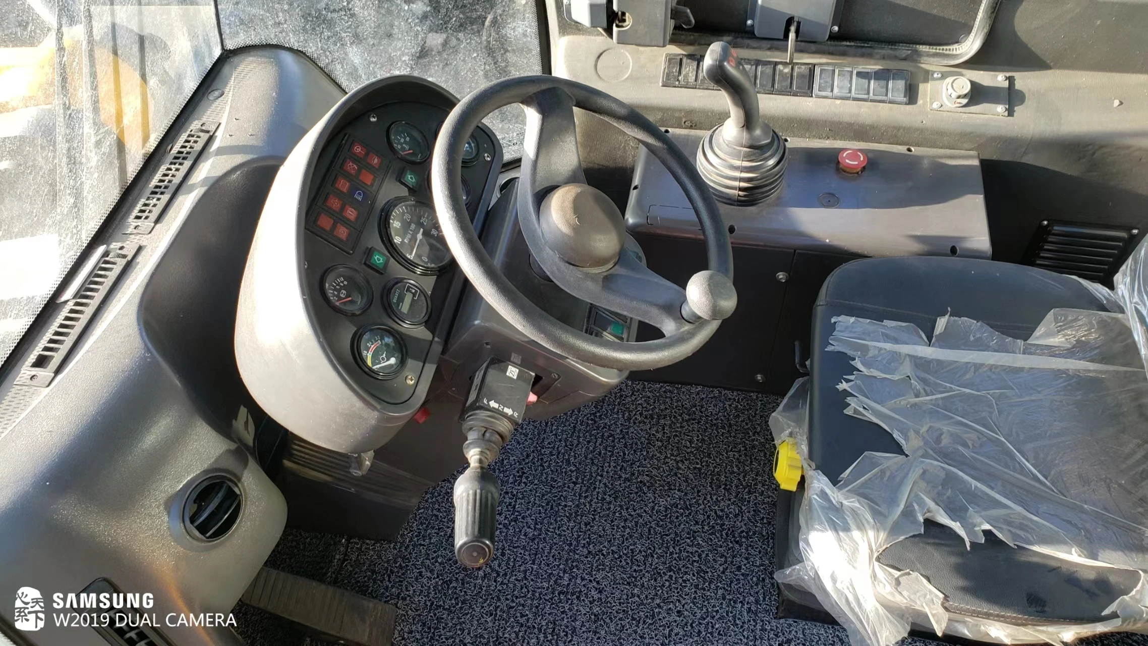 SDLG 958 Wheel Loader - Reliable Heavy Construction Equipment