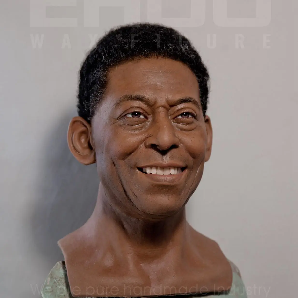 Realistic Custom Life Size Silicone Football Player Human Statue ...