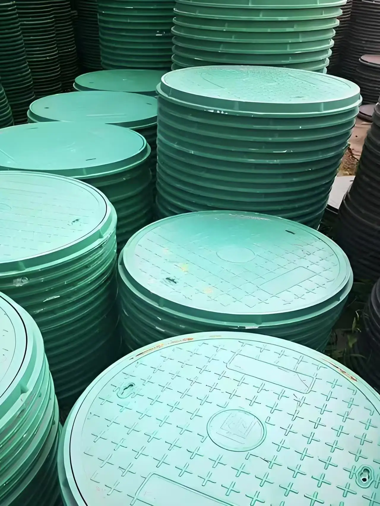 Fiberglass Reinforced Plastic Manhole Covers - Durable & Customizable