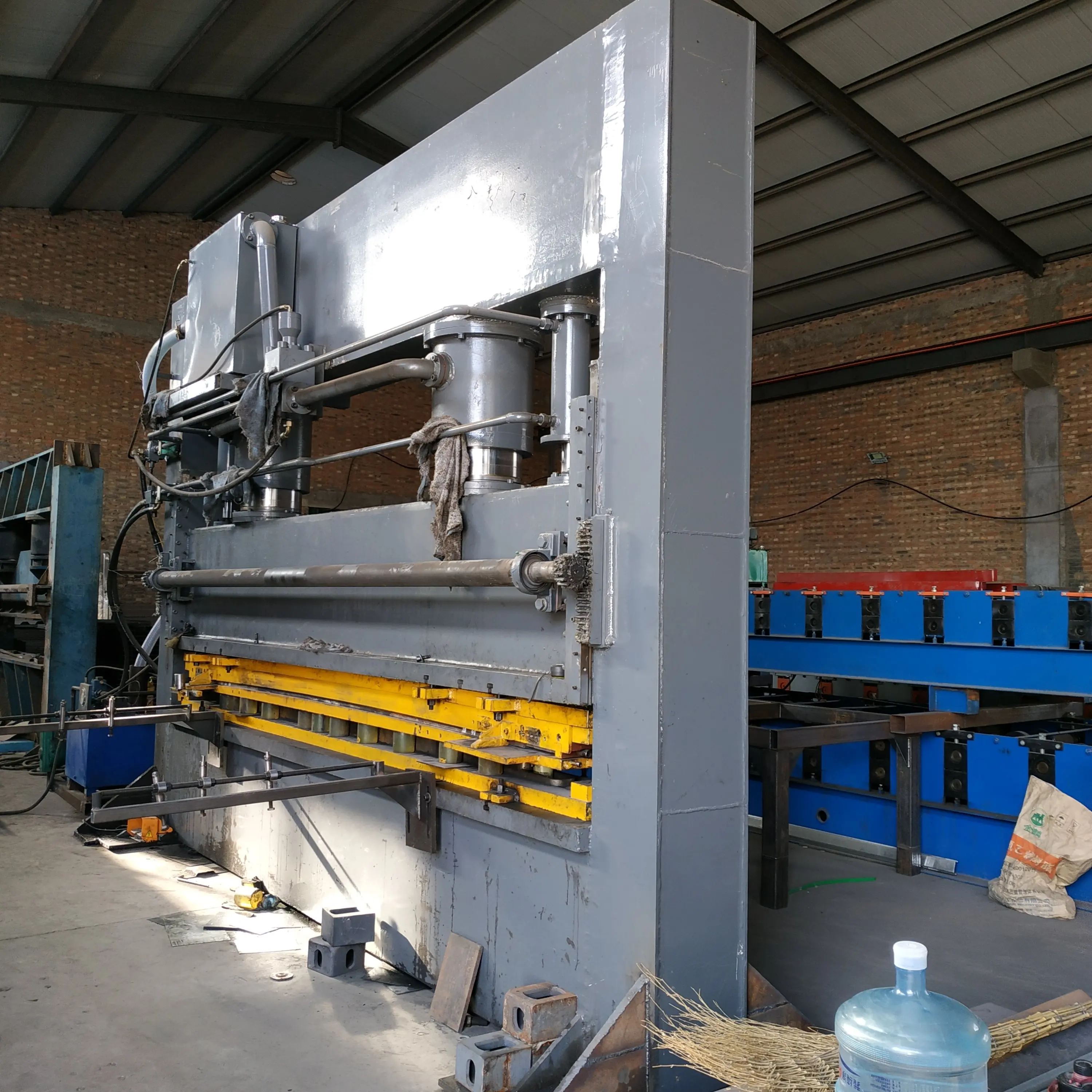 J Type Rubber Shipping Container Door Sealing Strip Fabrication ...