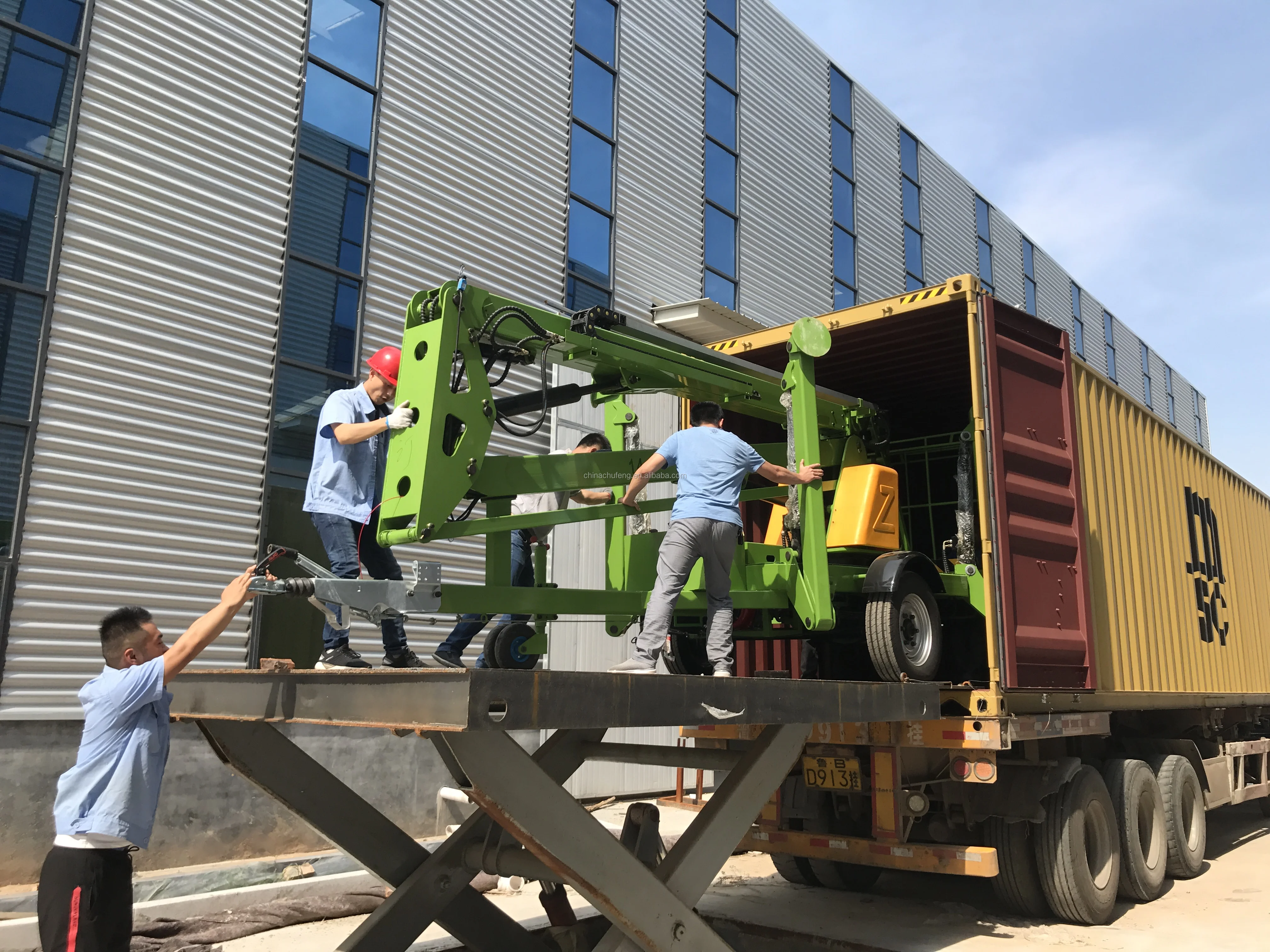 Spider Aerial One Man Lift Trailer Boom Lift Diesel Or Electric Powered ...