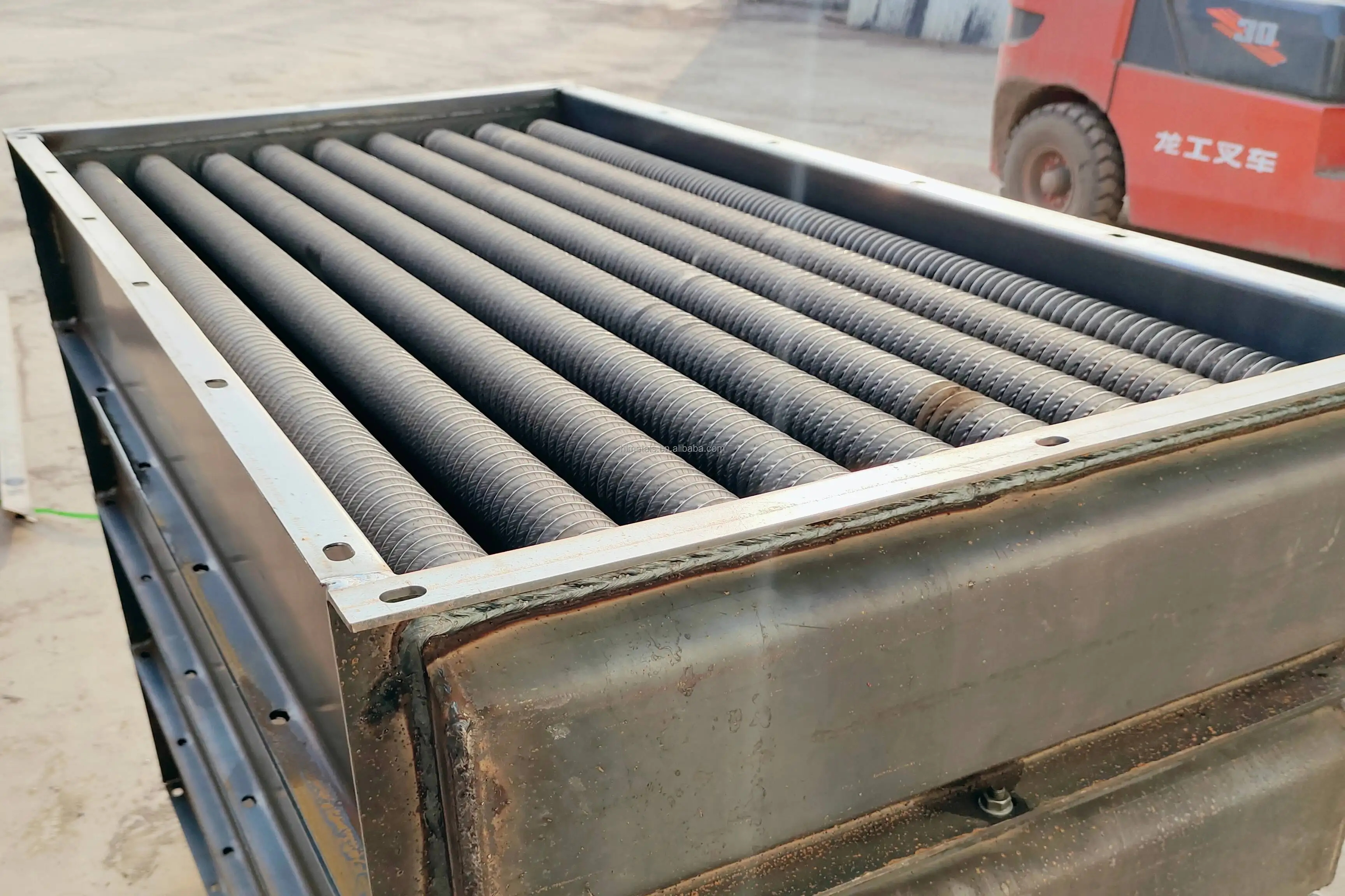 Titanium and Zirconium Transverse Finned Tubes and Longitudinal Finned ...