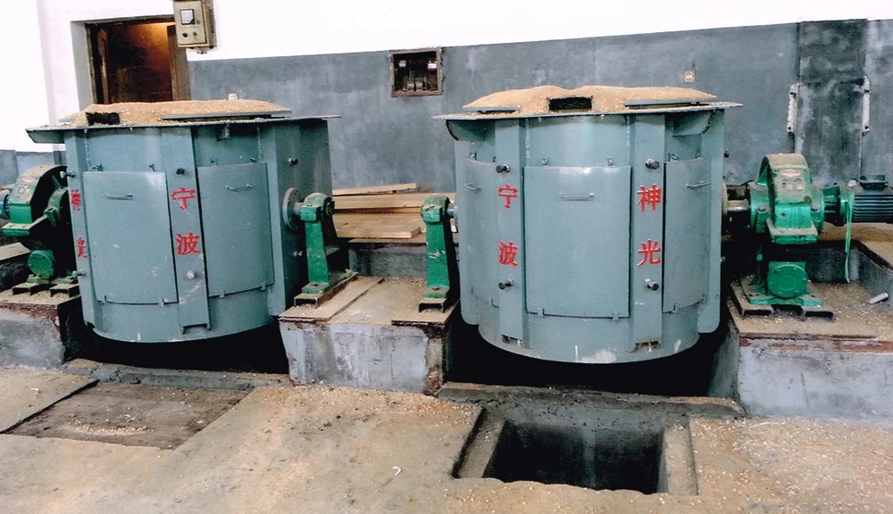 1000kg 1t Vipmedium Frequency Induction Reducer Steel Shell Furnace For ...