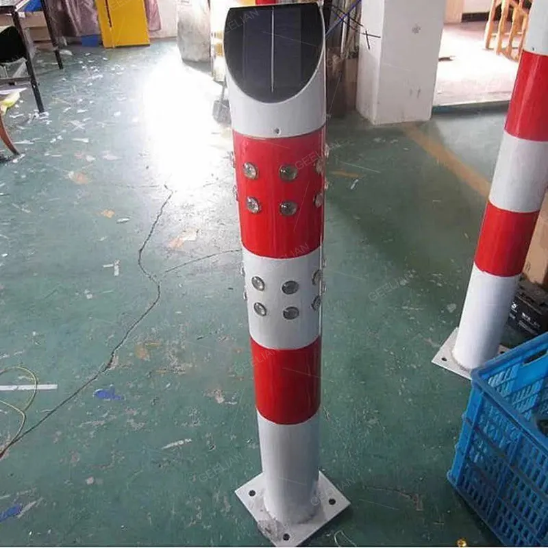 Reflective Safety T-top Warning Bollard Lane Divider Post Led ...