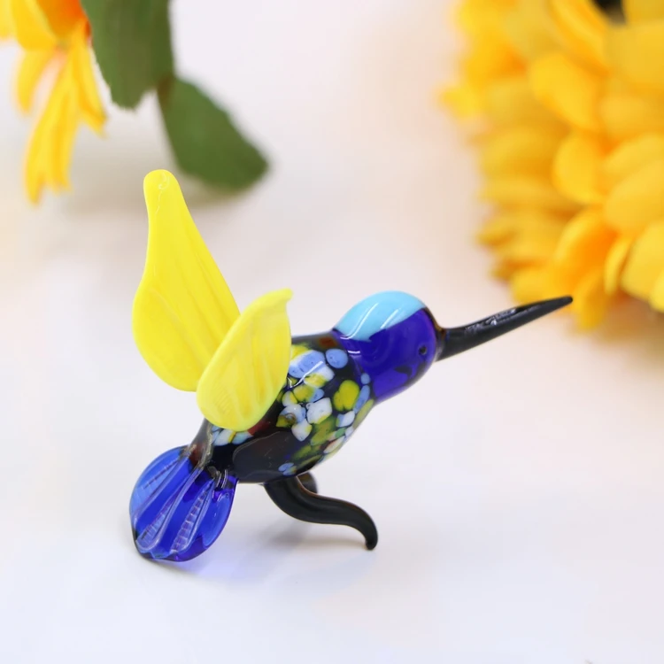 Small Murano Glass Animal Hummingbird Figurine - Lovely Decor