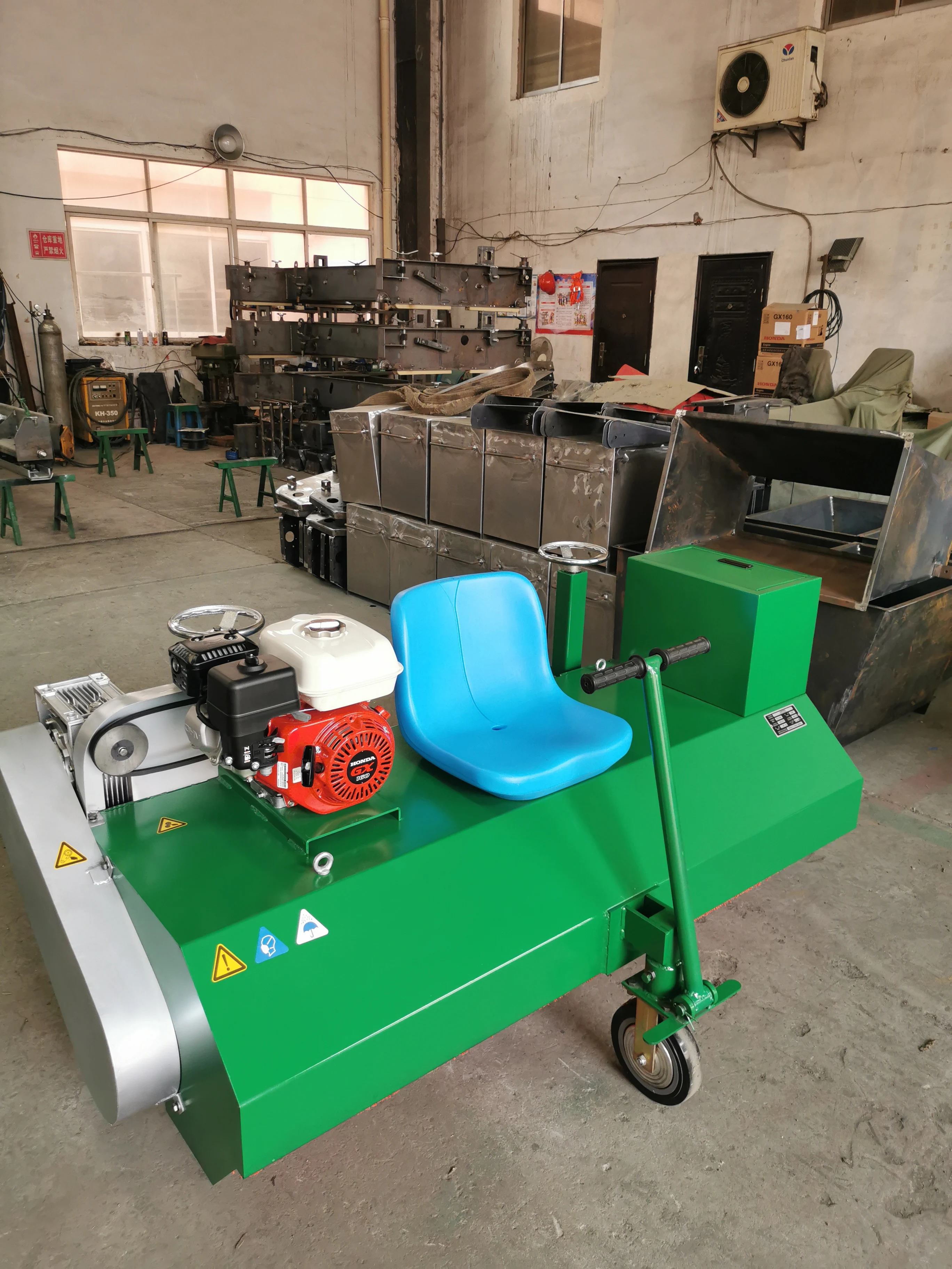 Artificial Grass Brushing Machine Brush Cutter Machine Grass Trimmer ...