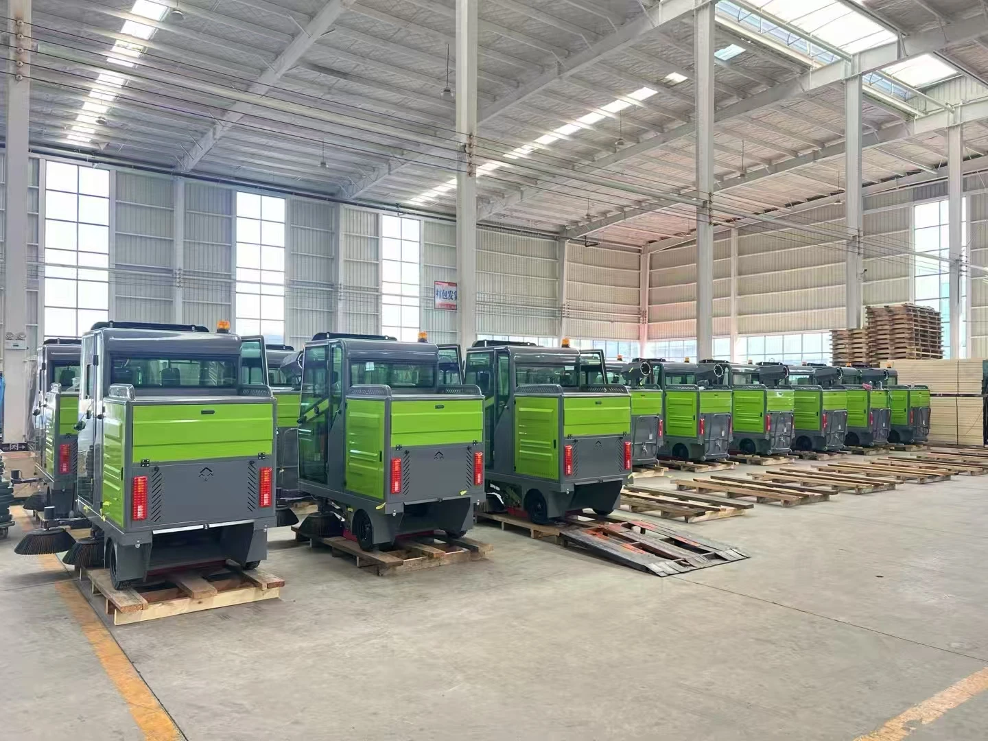 48V Electric Ride-On Industrial Street Cleaning Vehicle New Self ...