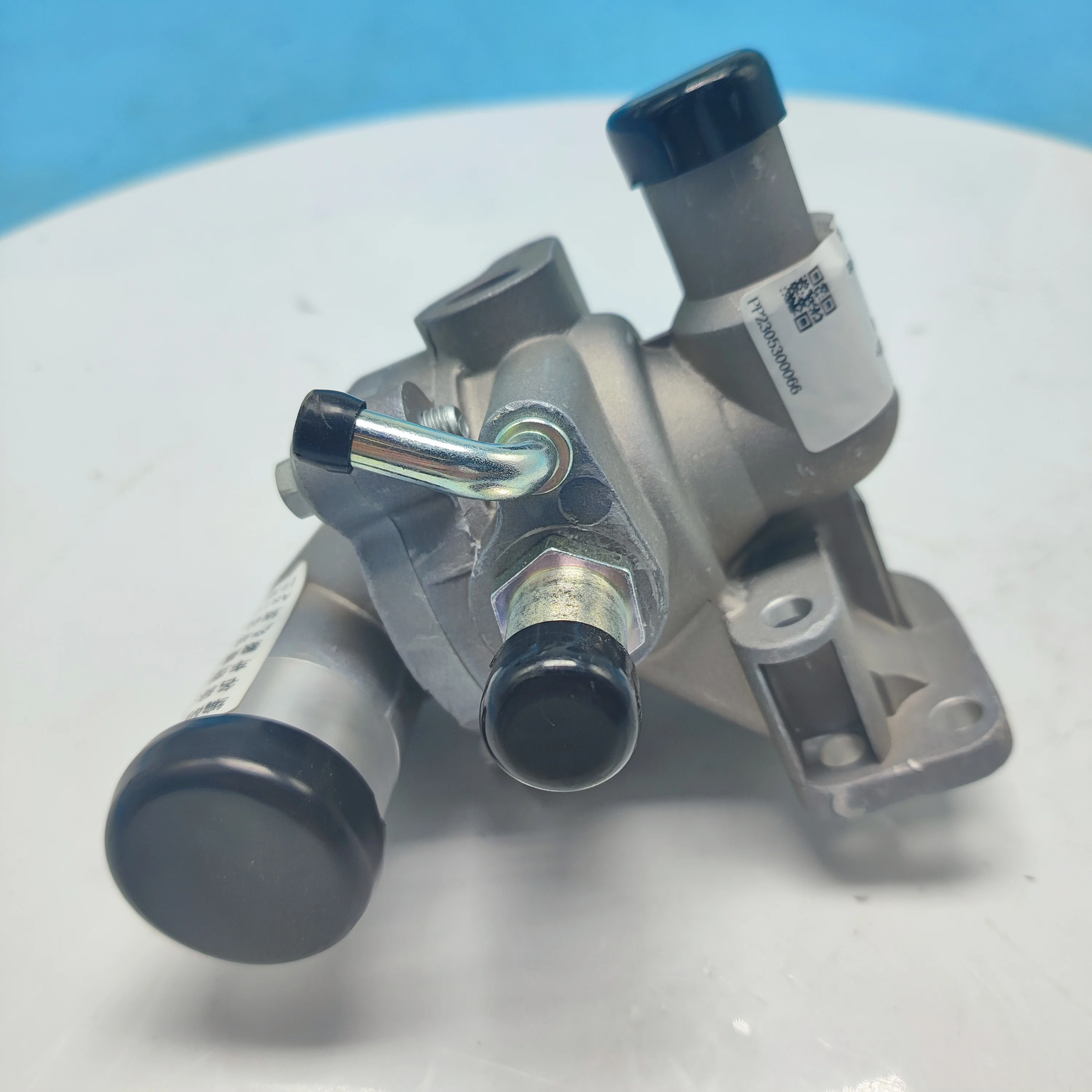SAIC MAXUS V80 Original Thermostat Assembly - Reliable Performance