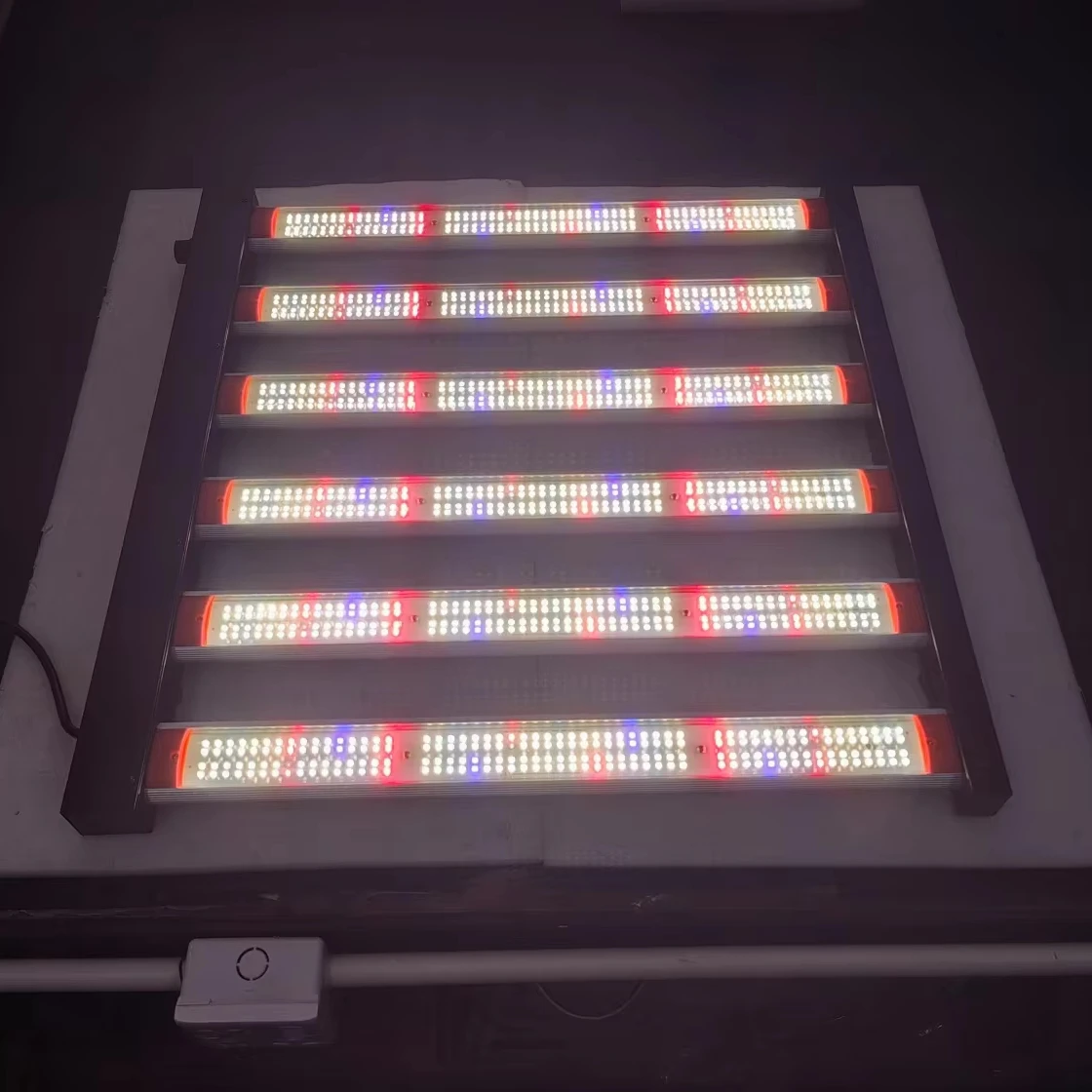 Alibaba.com: 1000W 4x6ft LED grow light with full spectrum and 730nm FR/IR for bloom : High ...