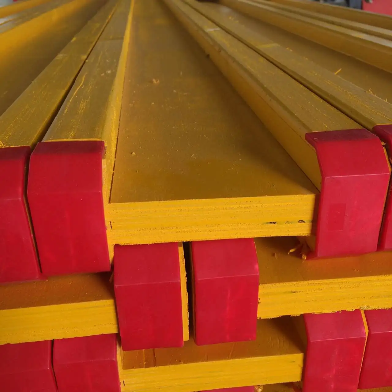 Doka Formwork H20 Wooden Beam Yellow Painted Solid Wood With Plastic ...