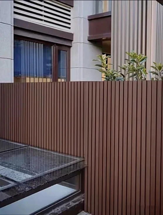 Outdoor Cedar Wooden House Invyl Siding Brown Wpc Wood Composite ...