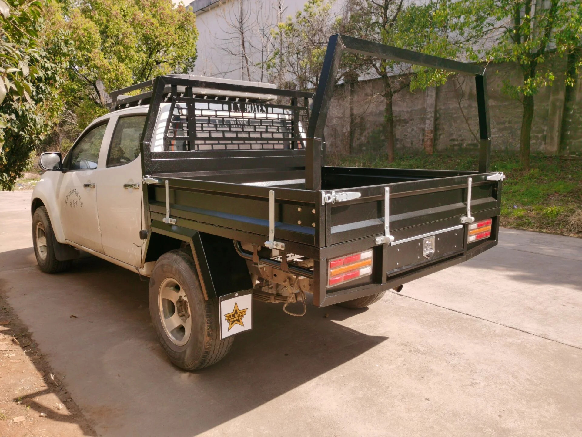 Custom 4x4 Quality Aluminum Pickup UTE Trays Body for Toyota
