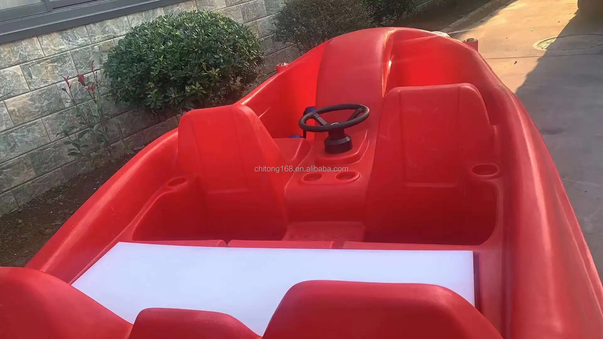 Outdoor Floating Boat Water Park Plastic Rowing Boat With Solar Panel ...