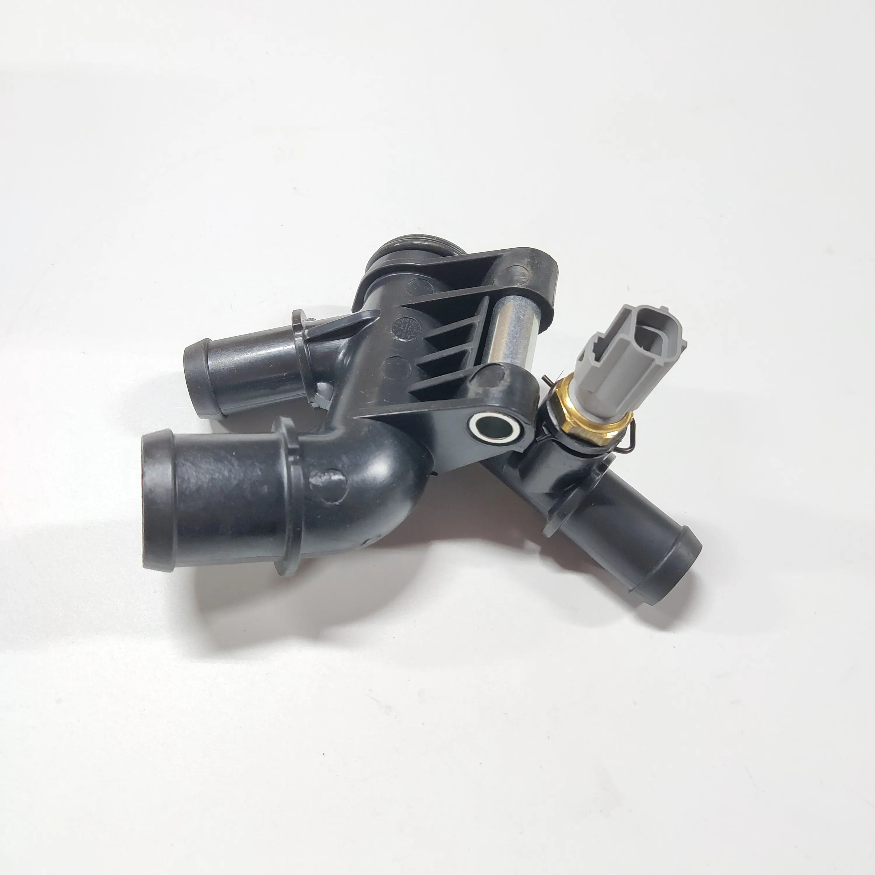 Genuine Water Outlet Connect Adapter For Fo-rd Fusion Fo-cus 1.5 ...