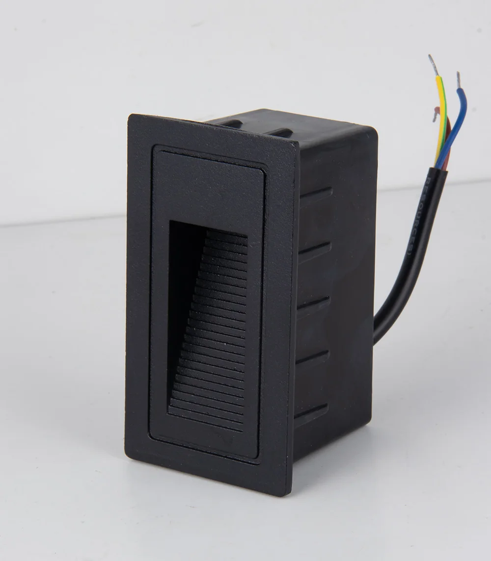 Modern Recessed LED Stair Step Lights - Durable & Efficient