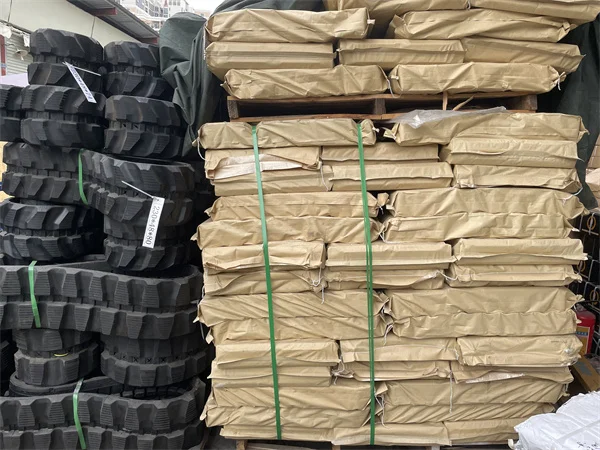 230mm 350mm 400mm 500mm Fastener Polyurethane Rubber Crawler Crane ...