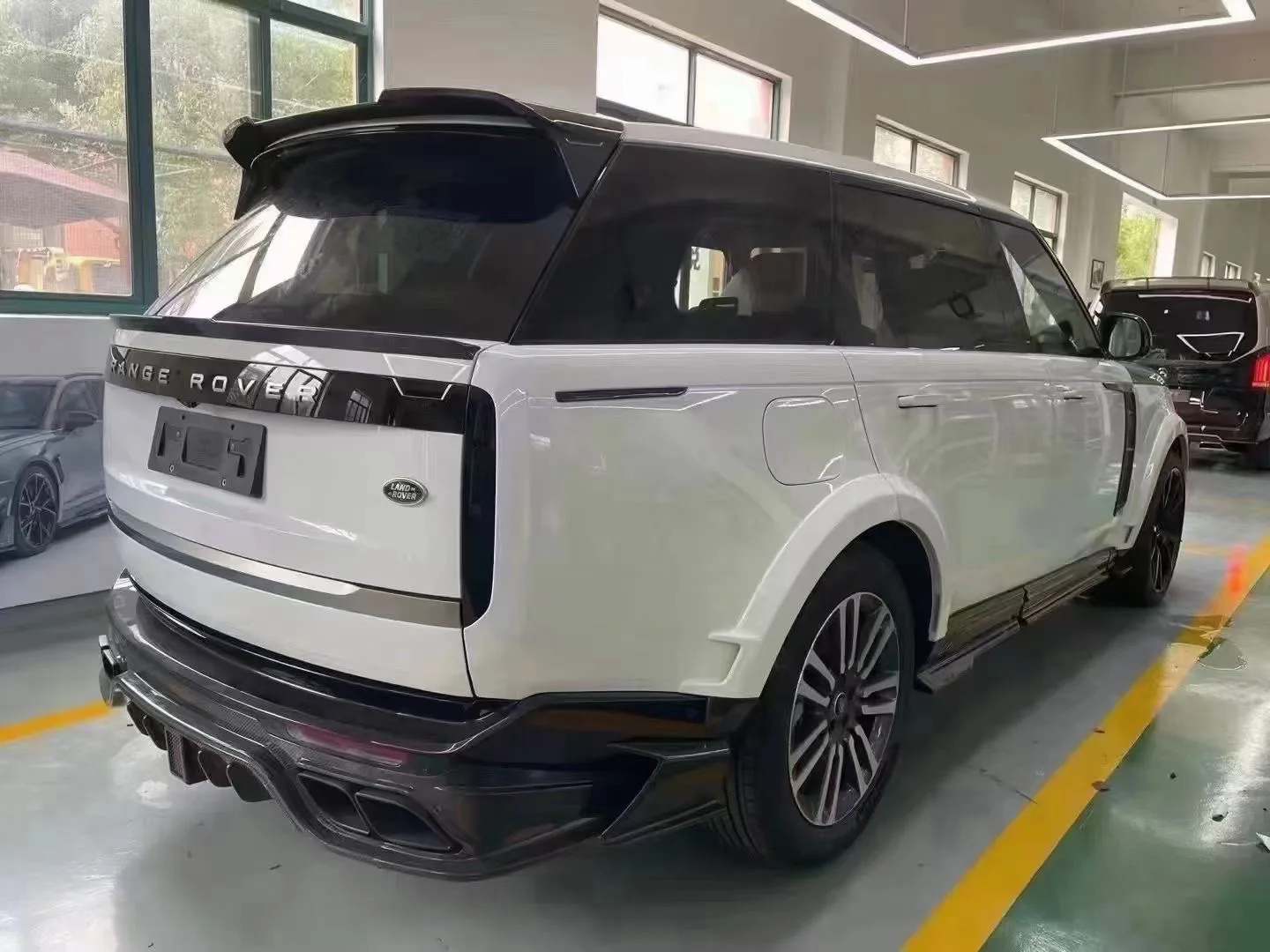 L460 Luxury Range Rover VOGUE Mansry Design Good Fitment Carbon Fiber ...