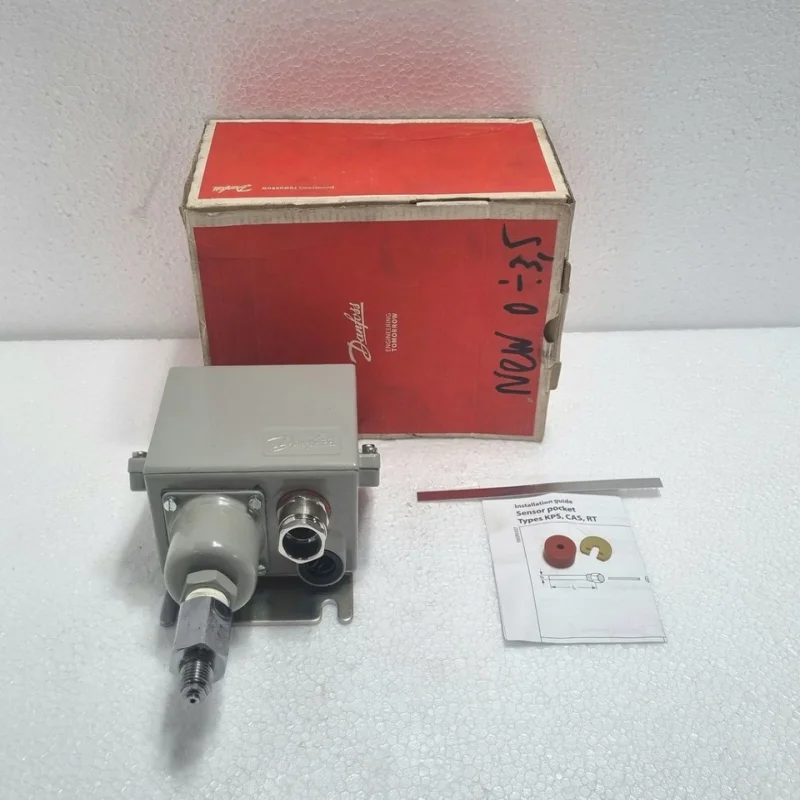 Danfoss KPS33 Pressure Switch 060-3103 Dif.: 0.2 Bar 3.0 Psi Ready ...