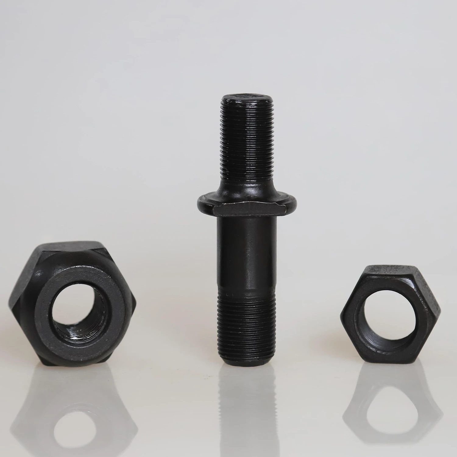 Alibaba.com: M22 Truck Bolt for ISUZU, wear-resisting roller chain ...