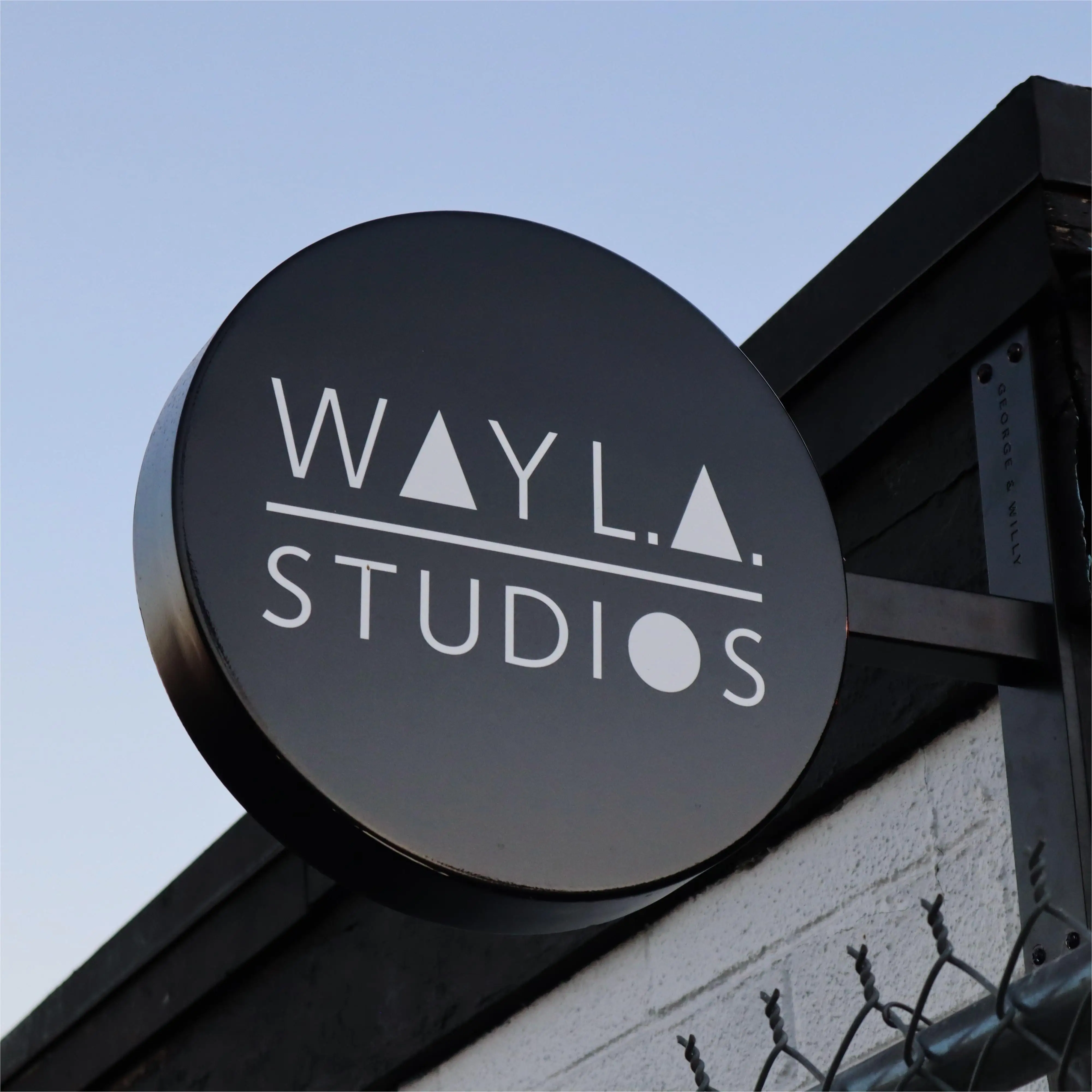 Custom LED Illuminated Signs for Restaurant Bars - VANLIN