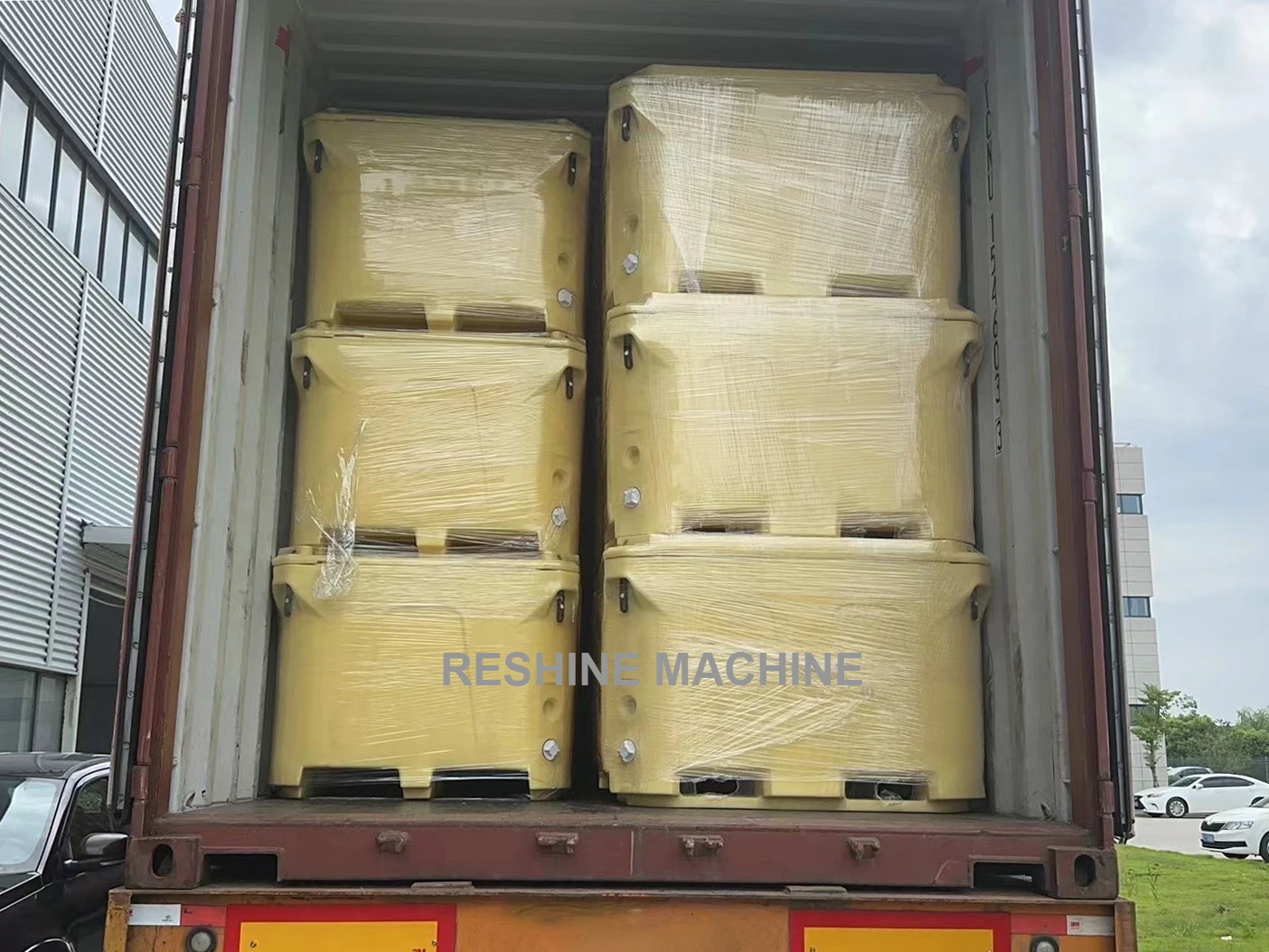 Durable 220L-1000L Ice Chest Cooler for Fishing & Outdoors