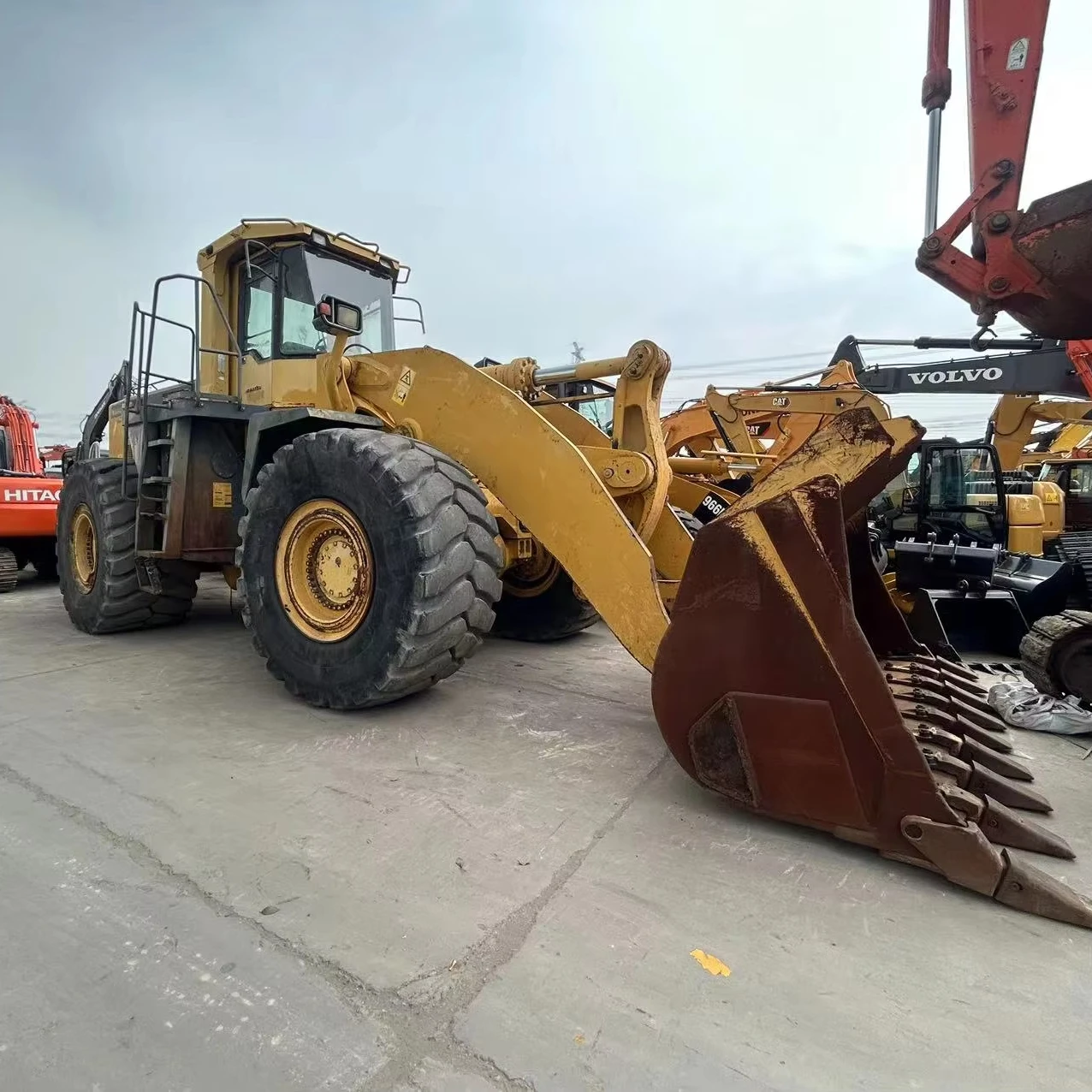 Japan original used Komatsu WA600 big front end wheel loader good ...