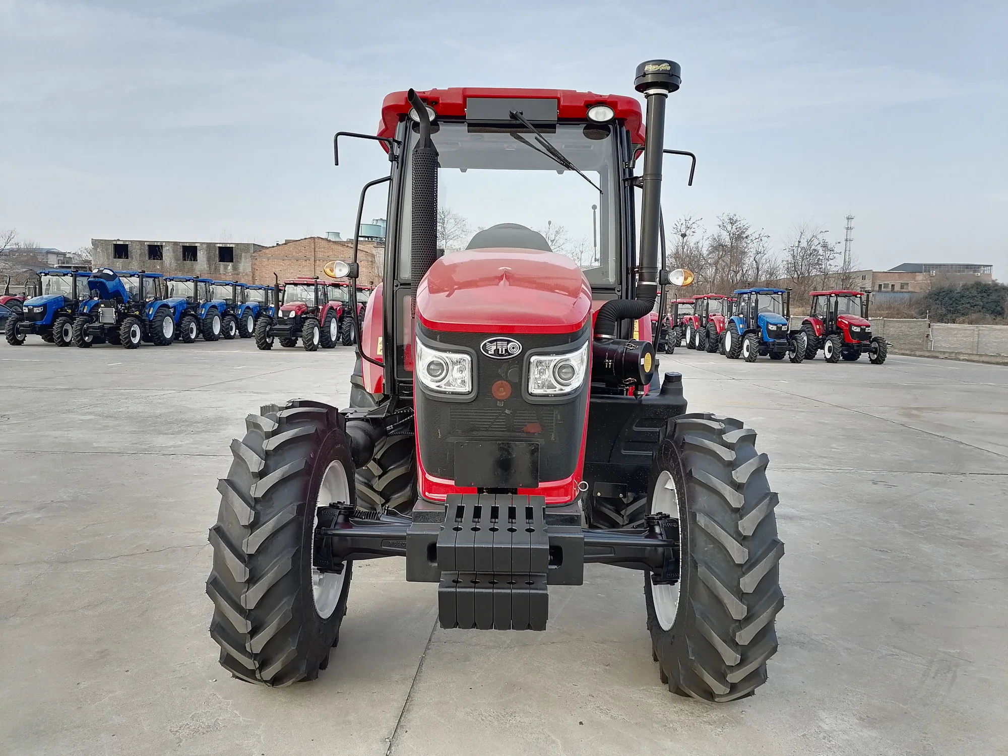 YTO-NLX 954 95hp Farm Tractor with Turbocharged Engine, Hydraulic ...