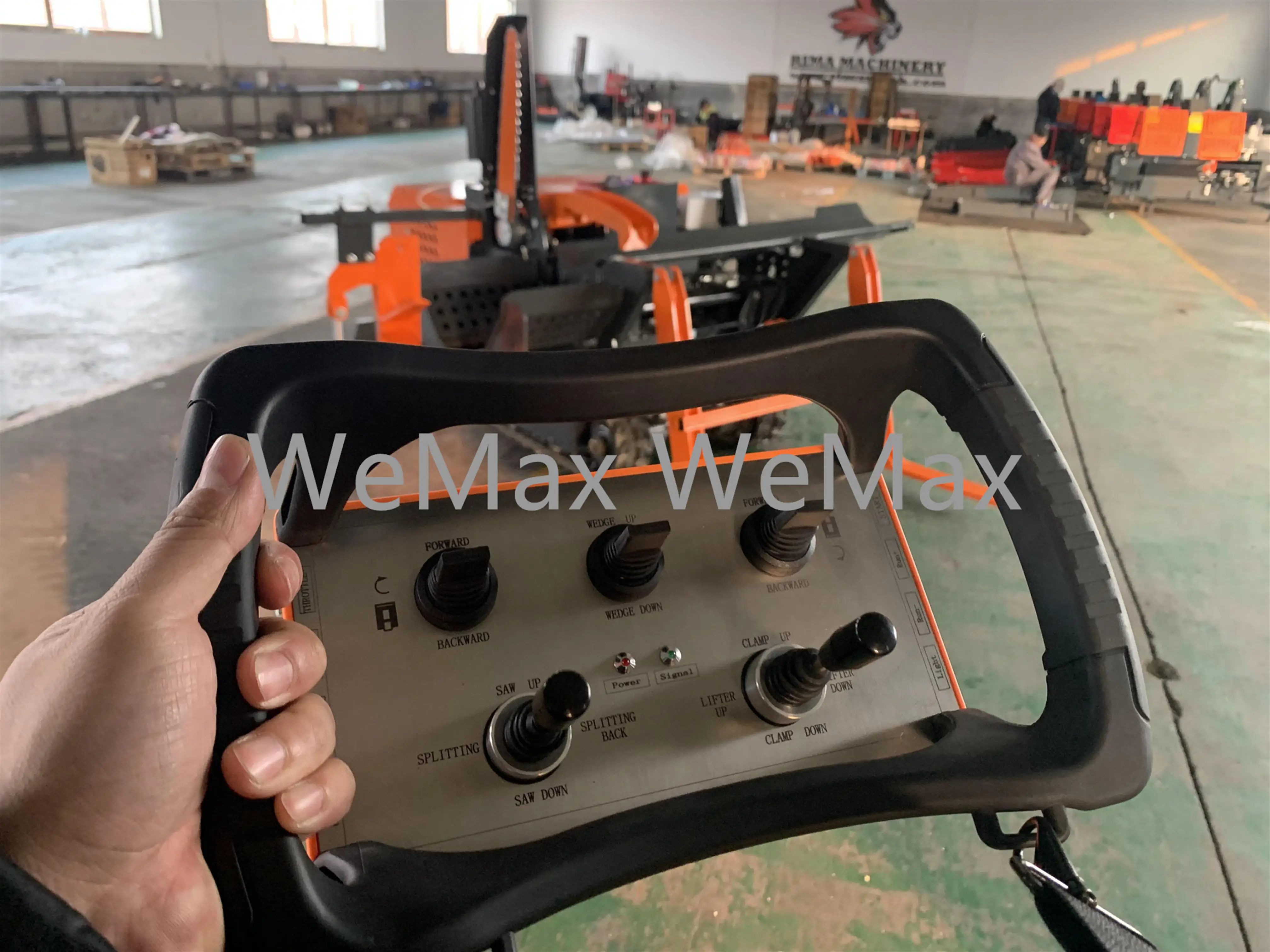 Robot Wood Processor / Automatic Log Splitter / Tracked Firewood ...