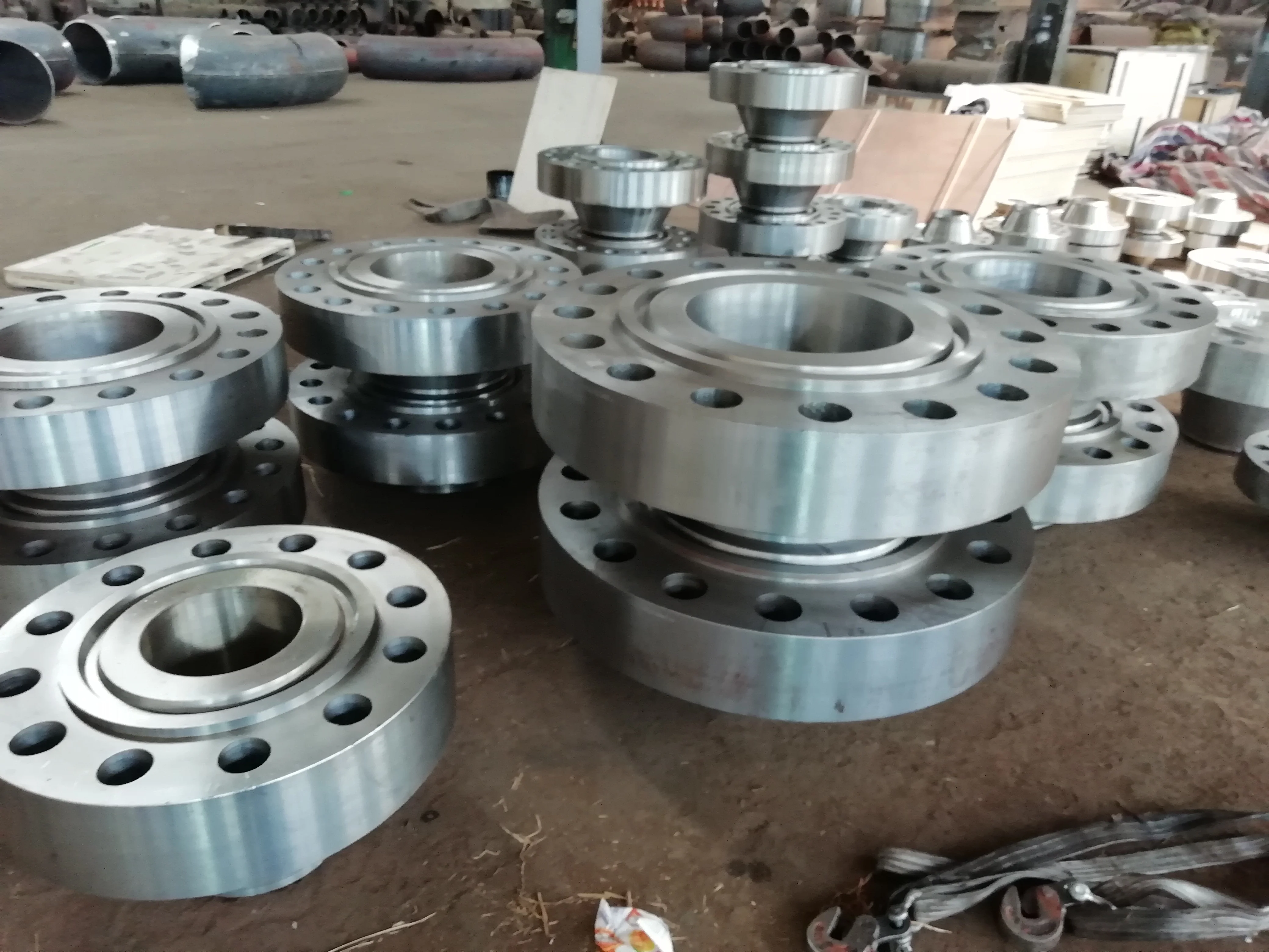 Weld Neck Flange API-6A-TYPE 6BX 69.0 MPA, SCH XXS 2 1/16 in RTJ